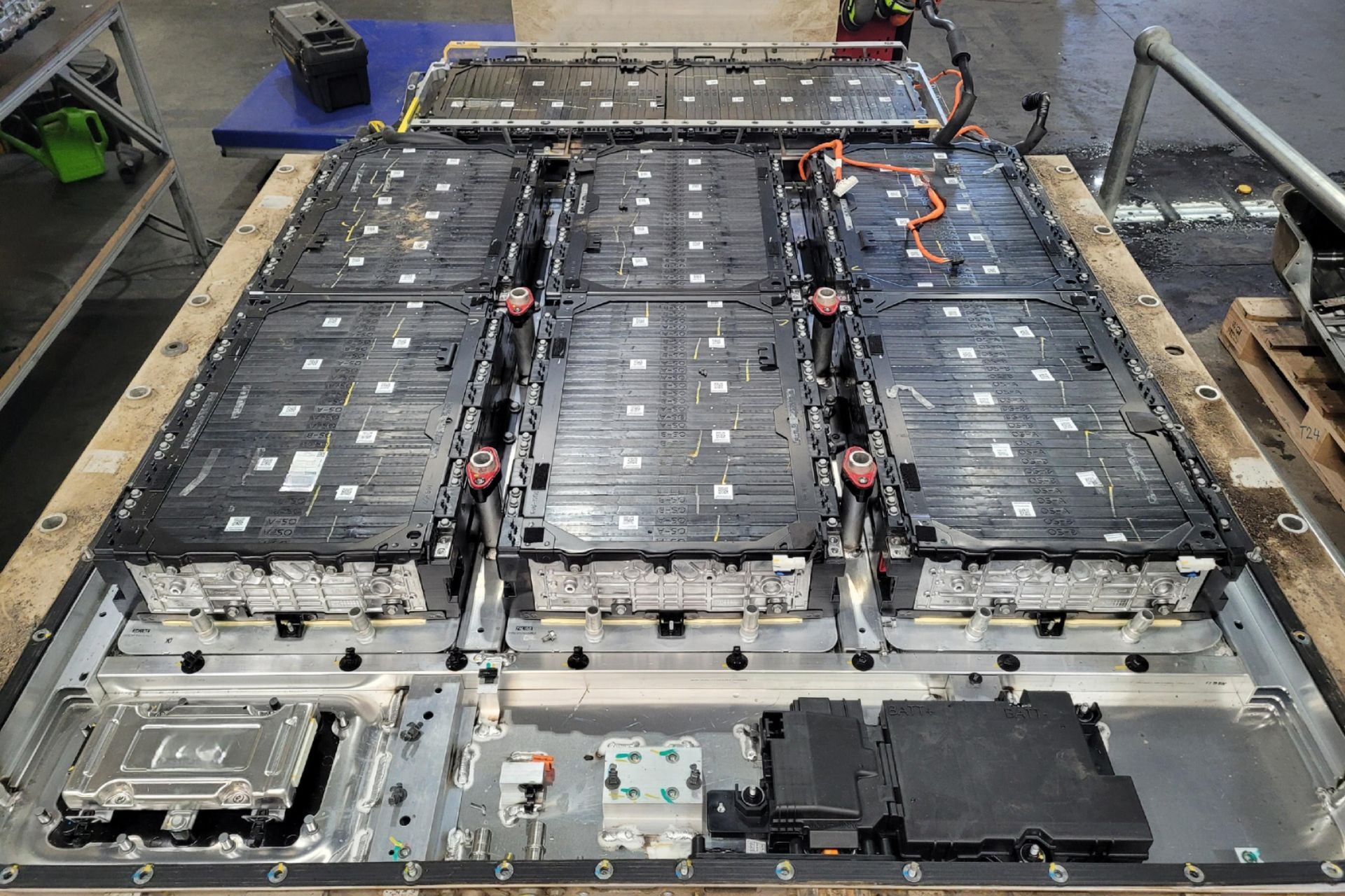 Will electric vehicle batteries end up on the scrapheap in Australia ...
