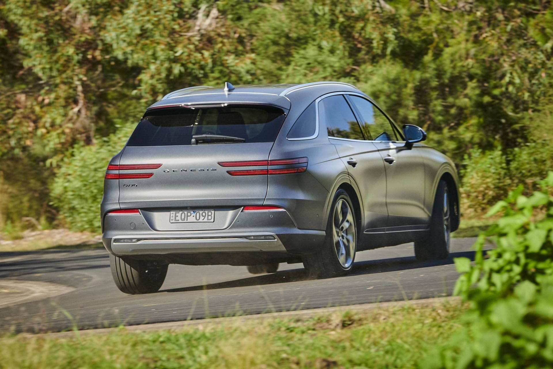 2023 Genesis Electrified GV70 price and specs | CarExpert
