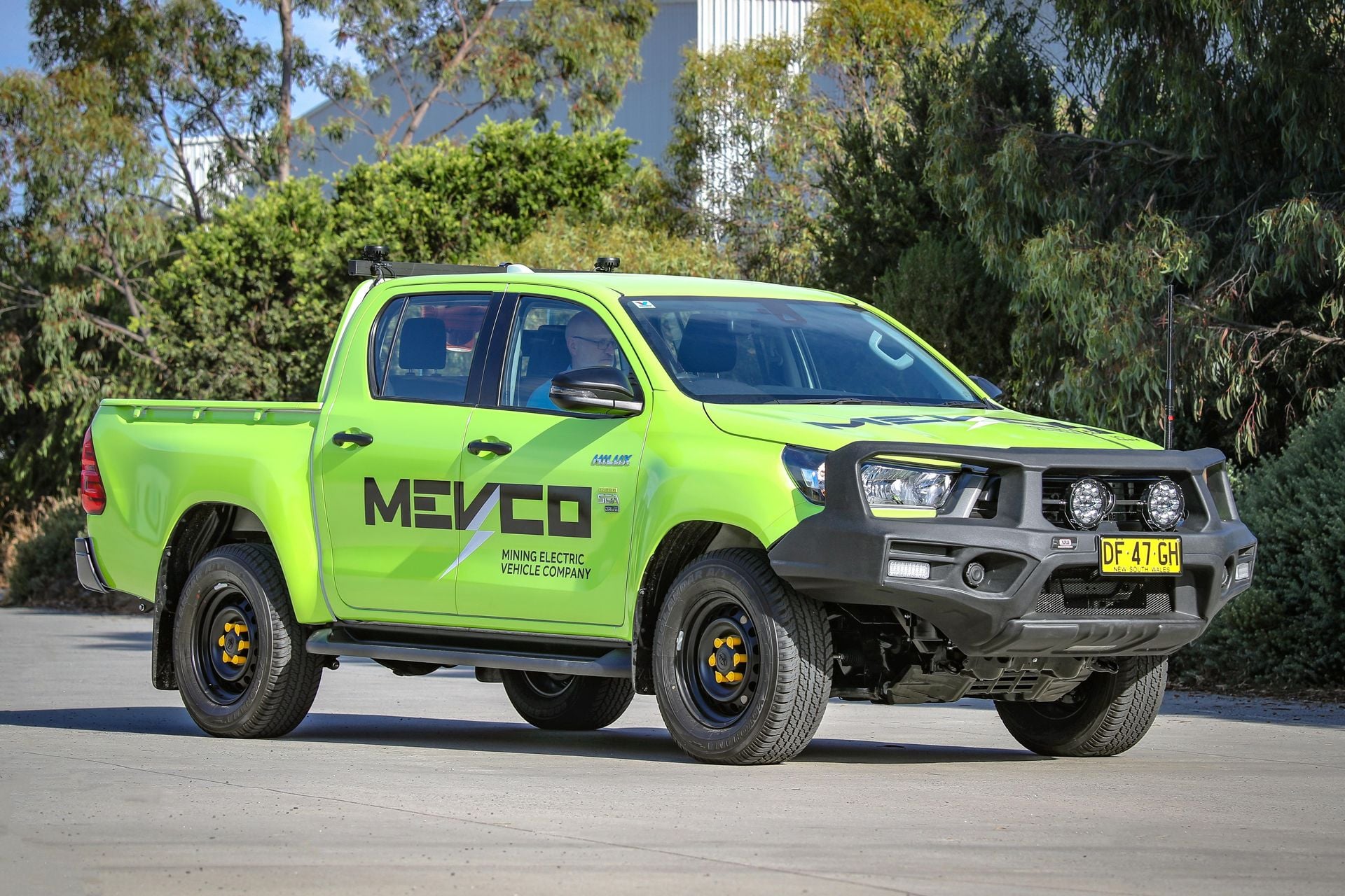 Rivian’s electric pickup arrives in Australia – but there’s a catch ...