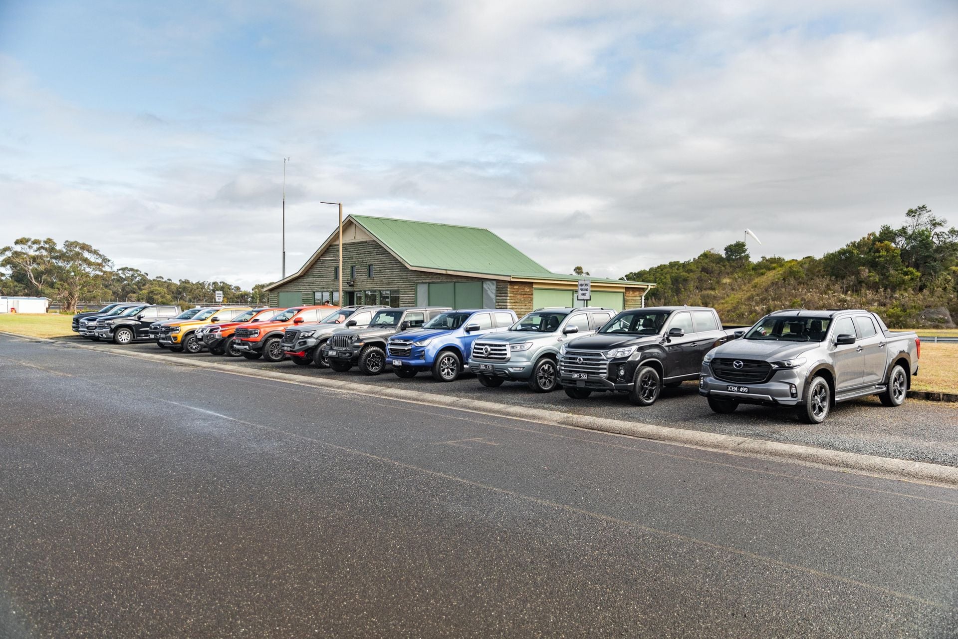Drag race reveals fastest ute! Ranger vs HiLux vs RAM vs Silverado vs ...
