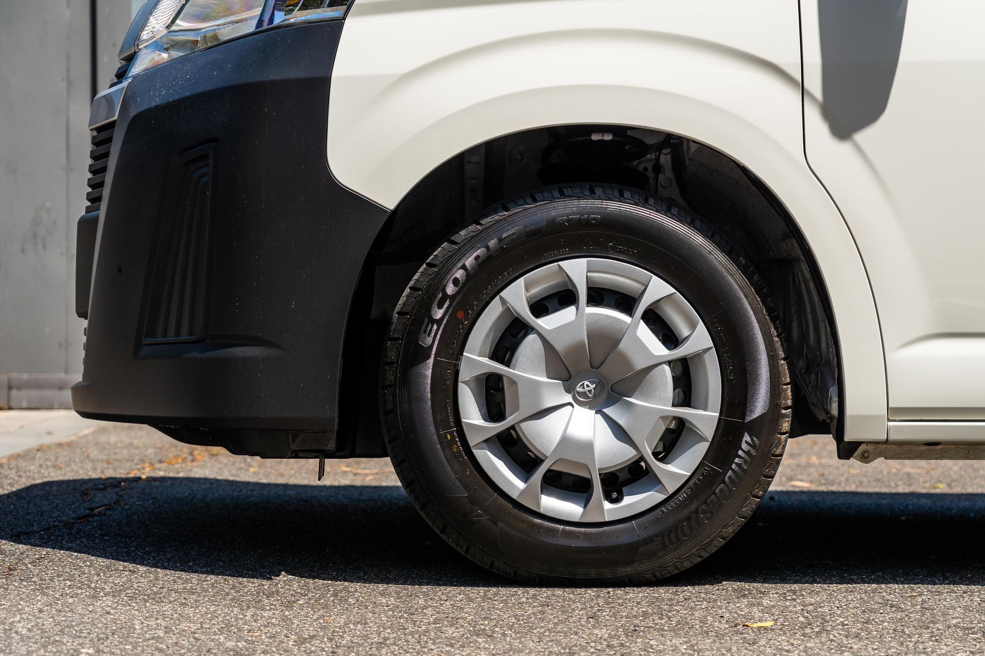 2024 Toyota HiAce review | CarExpert