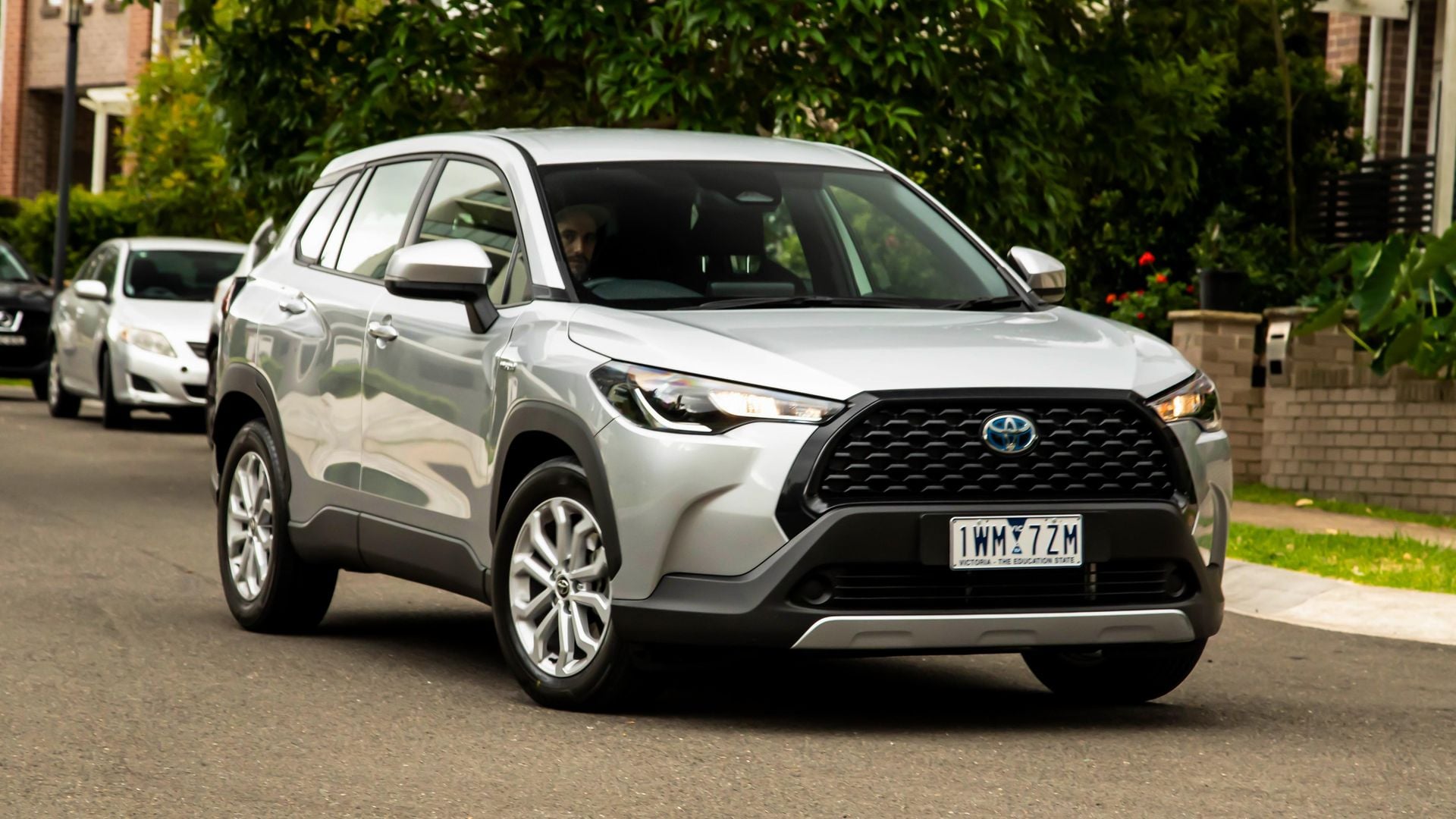 2025 Toyota Corolla Cross Hybrid review | CarExpert