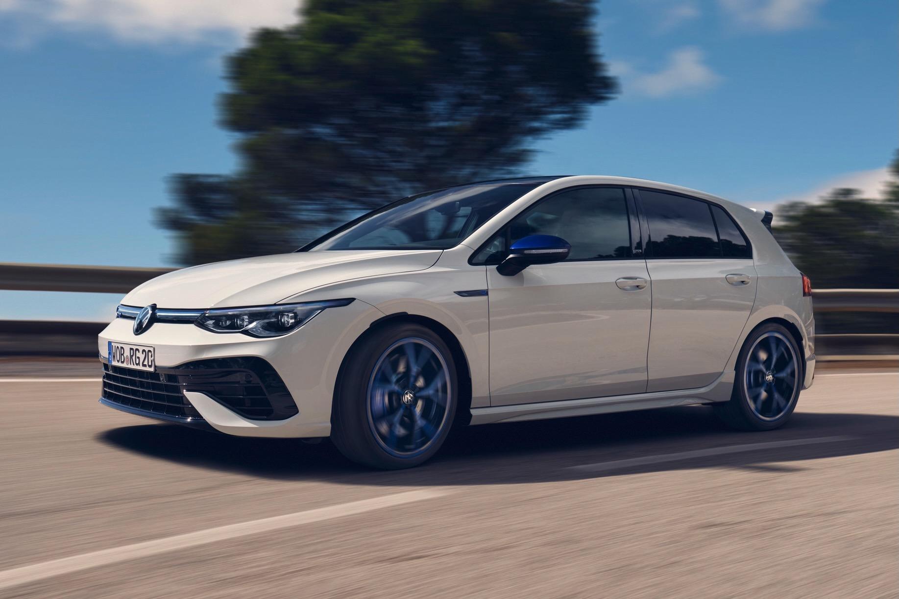 Volkswagen Golf R hatch buyers have to wait for more power | CarExpert