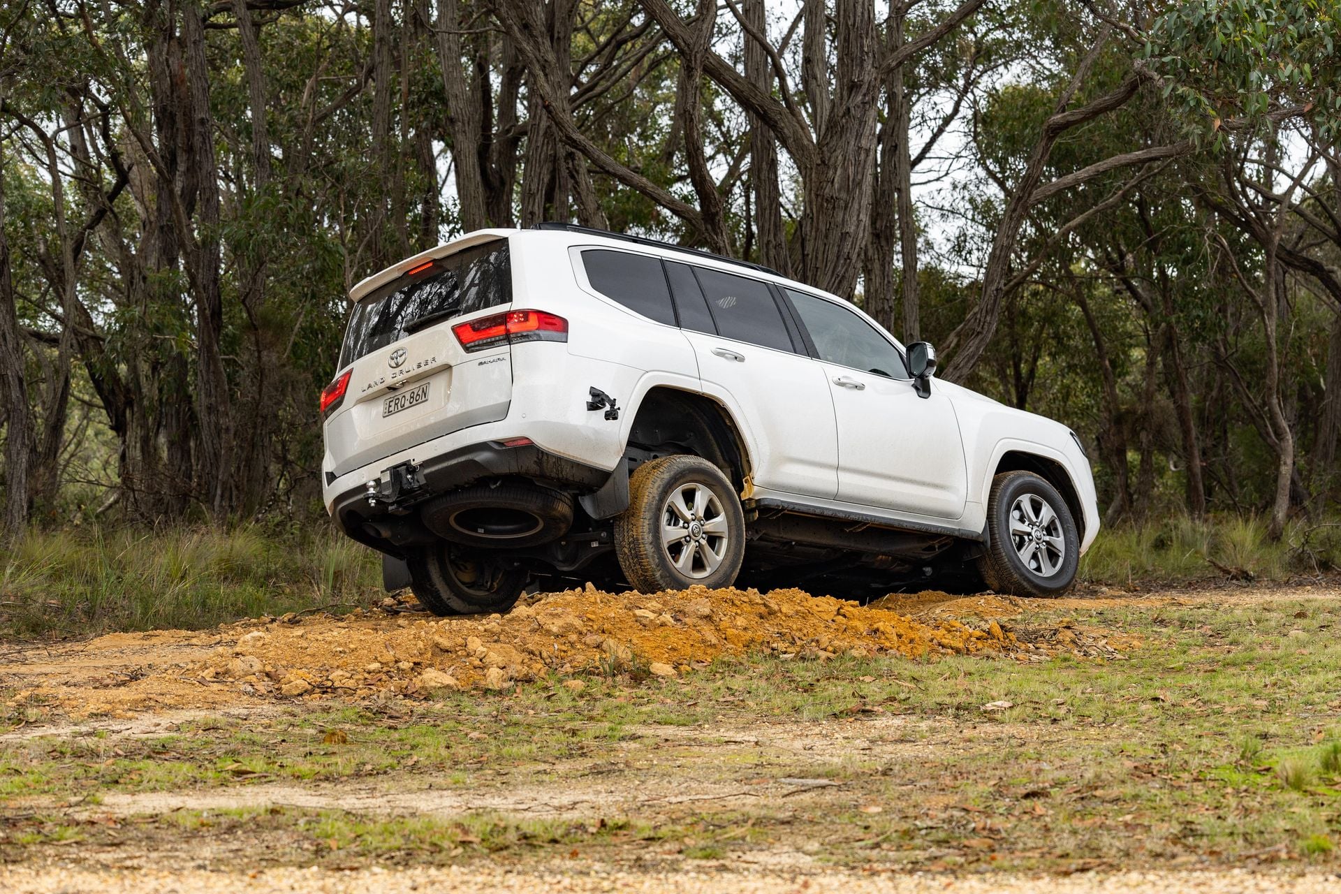 Best 4WD SUV off-road revealed: MU-X vs LandCruiser vs Patrol vs ...