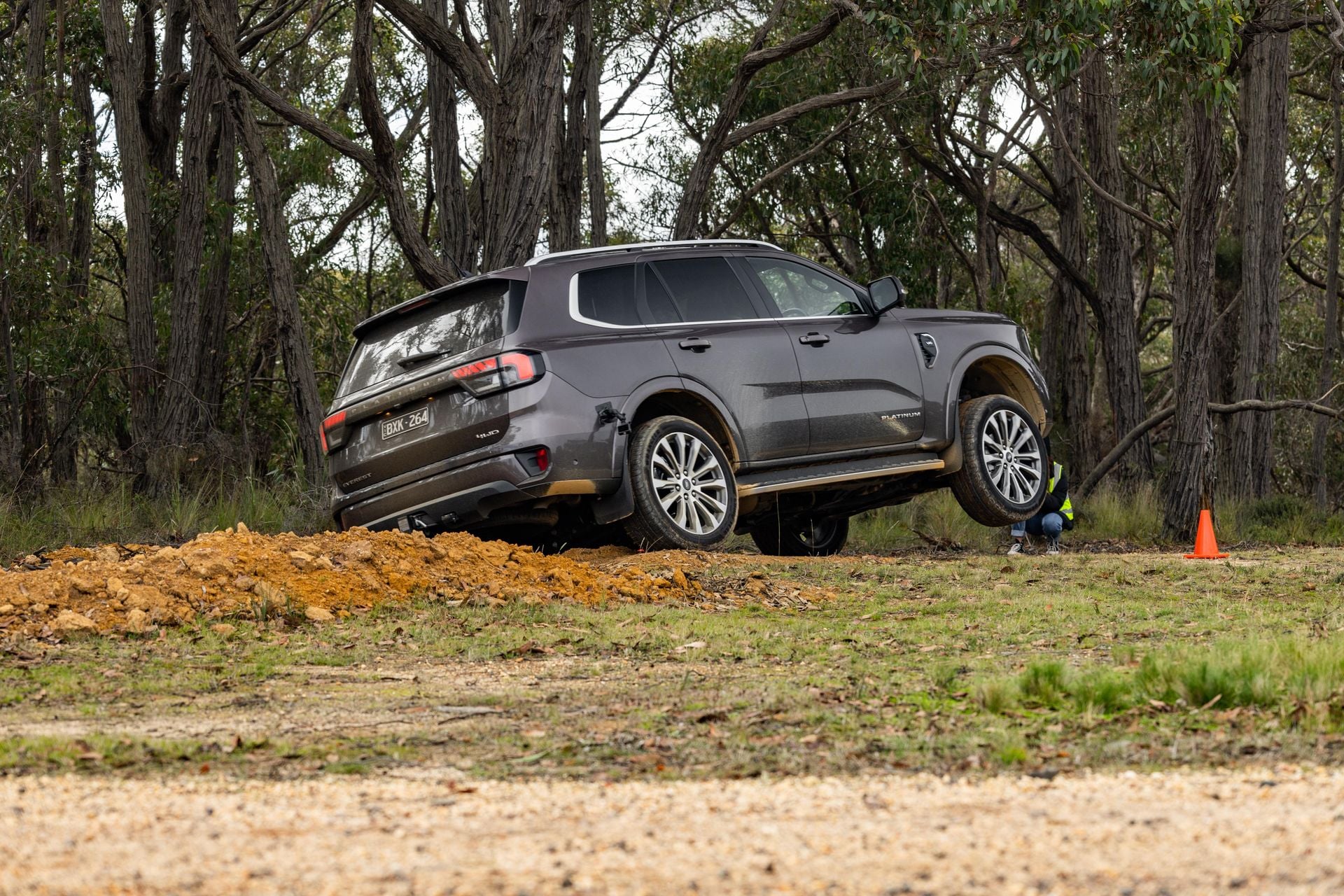 Best 4WD SUV off-road revealed: MU-X vs LandCruiser vs Patrol vs ...