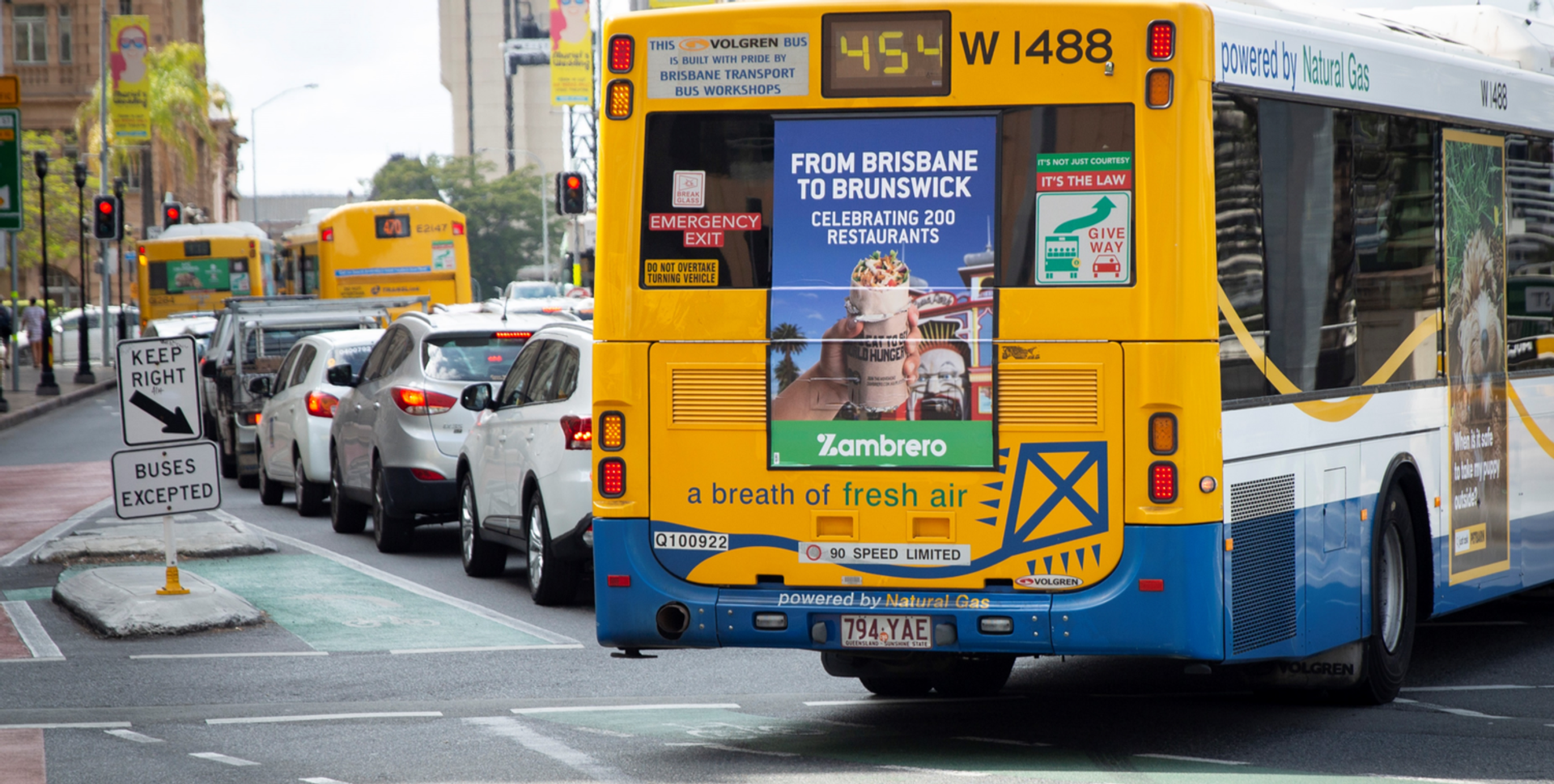 Do I have to always give way to buses in Australia? | CarExpert