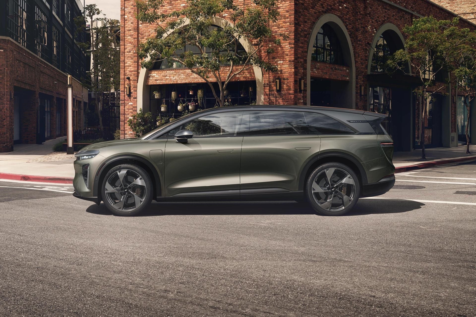 Lucid could fill the Tesla Model S and X void in Australia ...