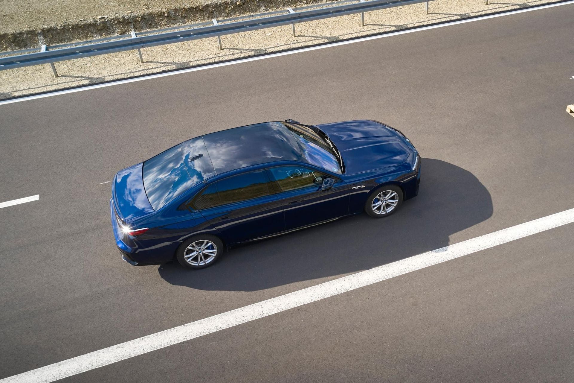Hands off! BMW 7 Series getting even smarter autonomous tech... but not ...