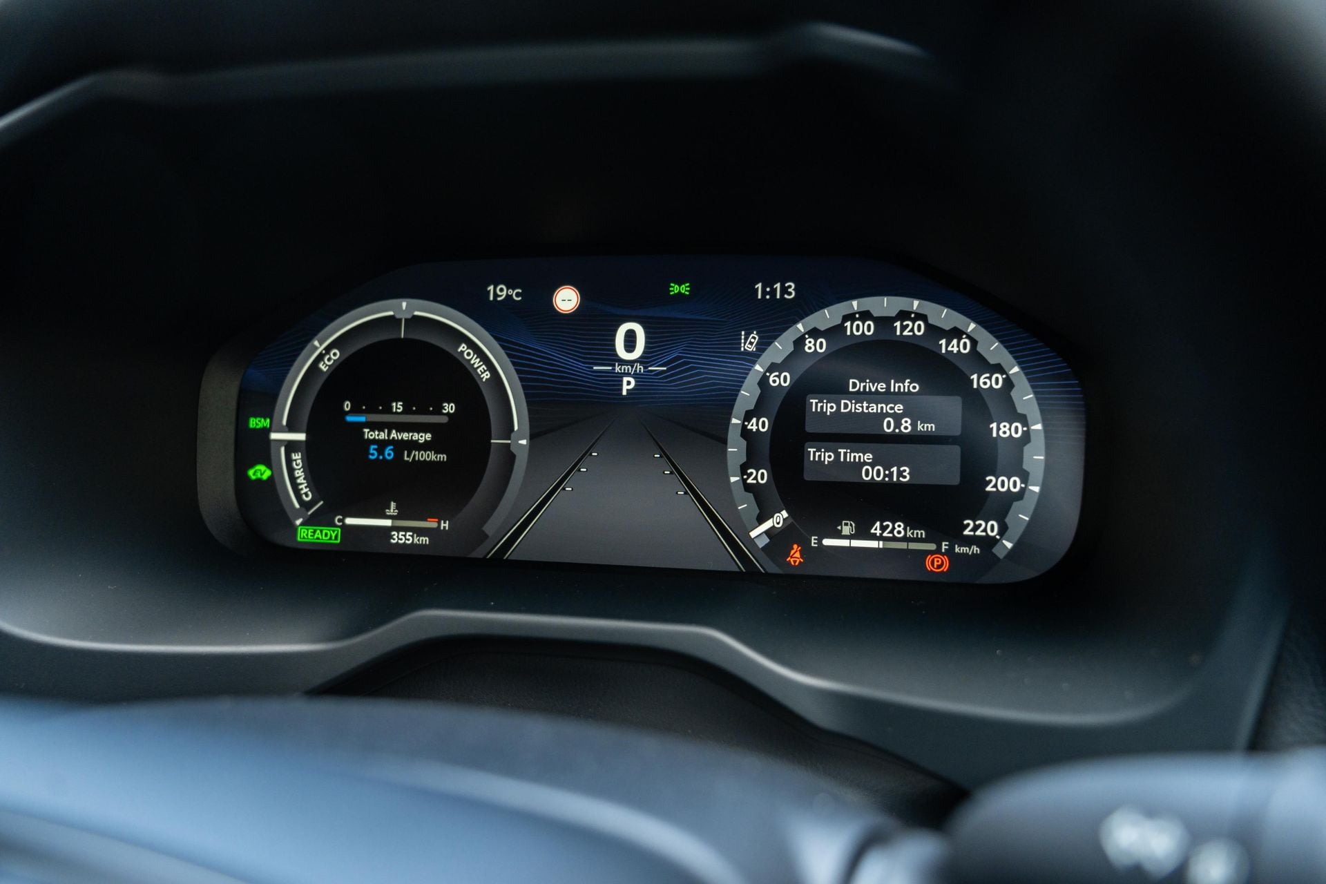 2024 Toyota RAV4 Hybrid v Honda CR-V e:HEV comparison | CarExpert