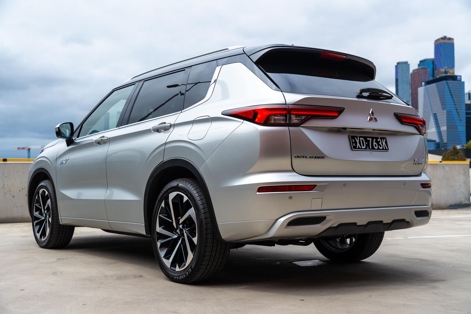 2024 Mitsubishi Outlander PHEV review | CarExpert