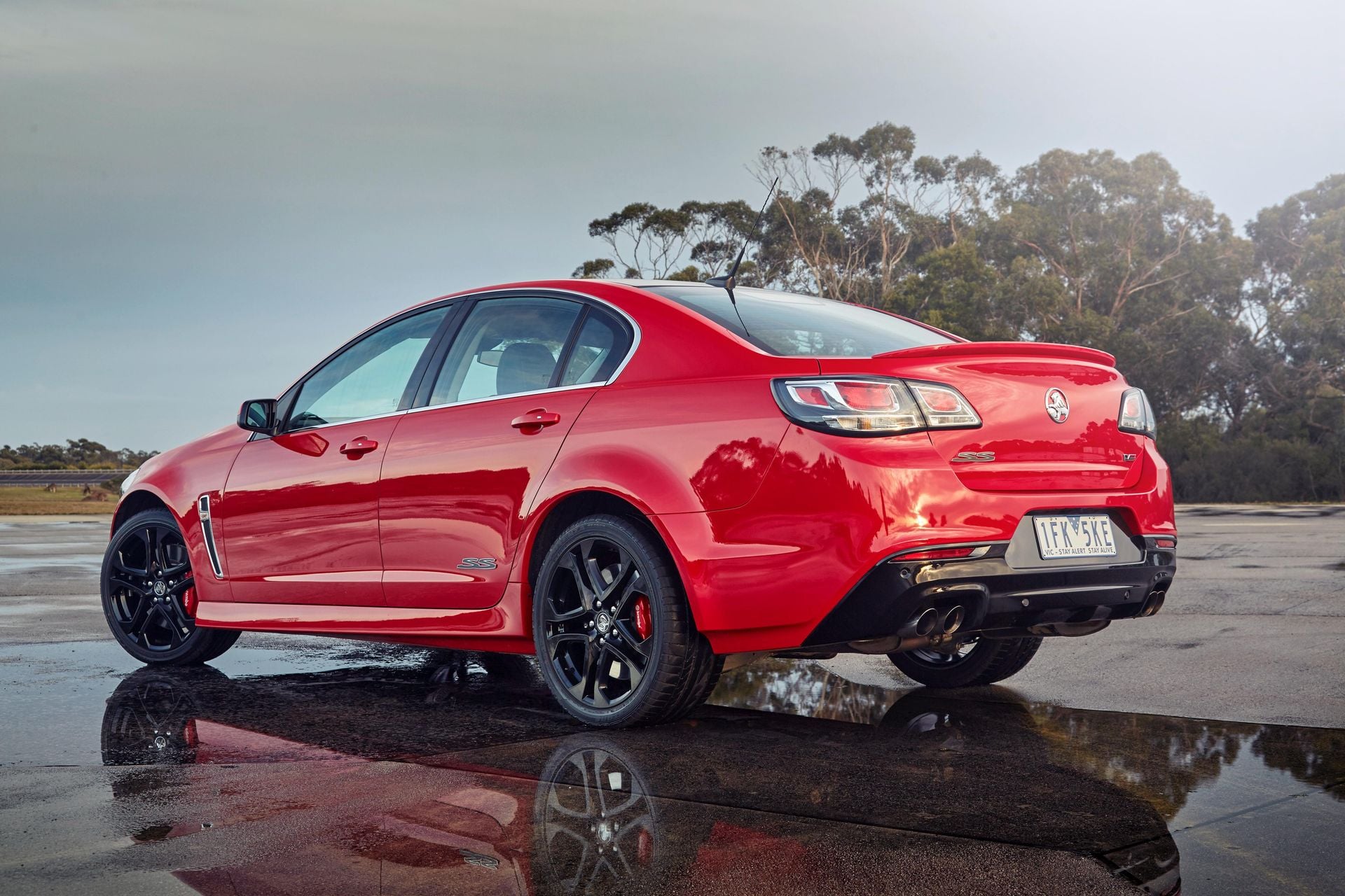 What are the best ways to receive payment when selling a car? | CarExpert