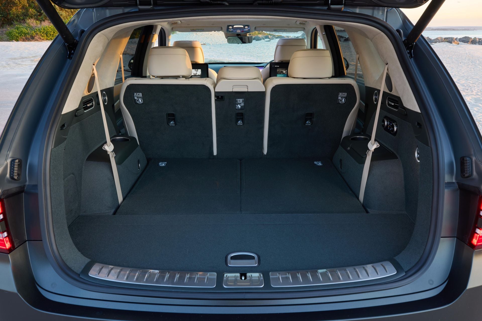 2025 Genesis GV80 price and specs | CarExpert