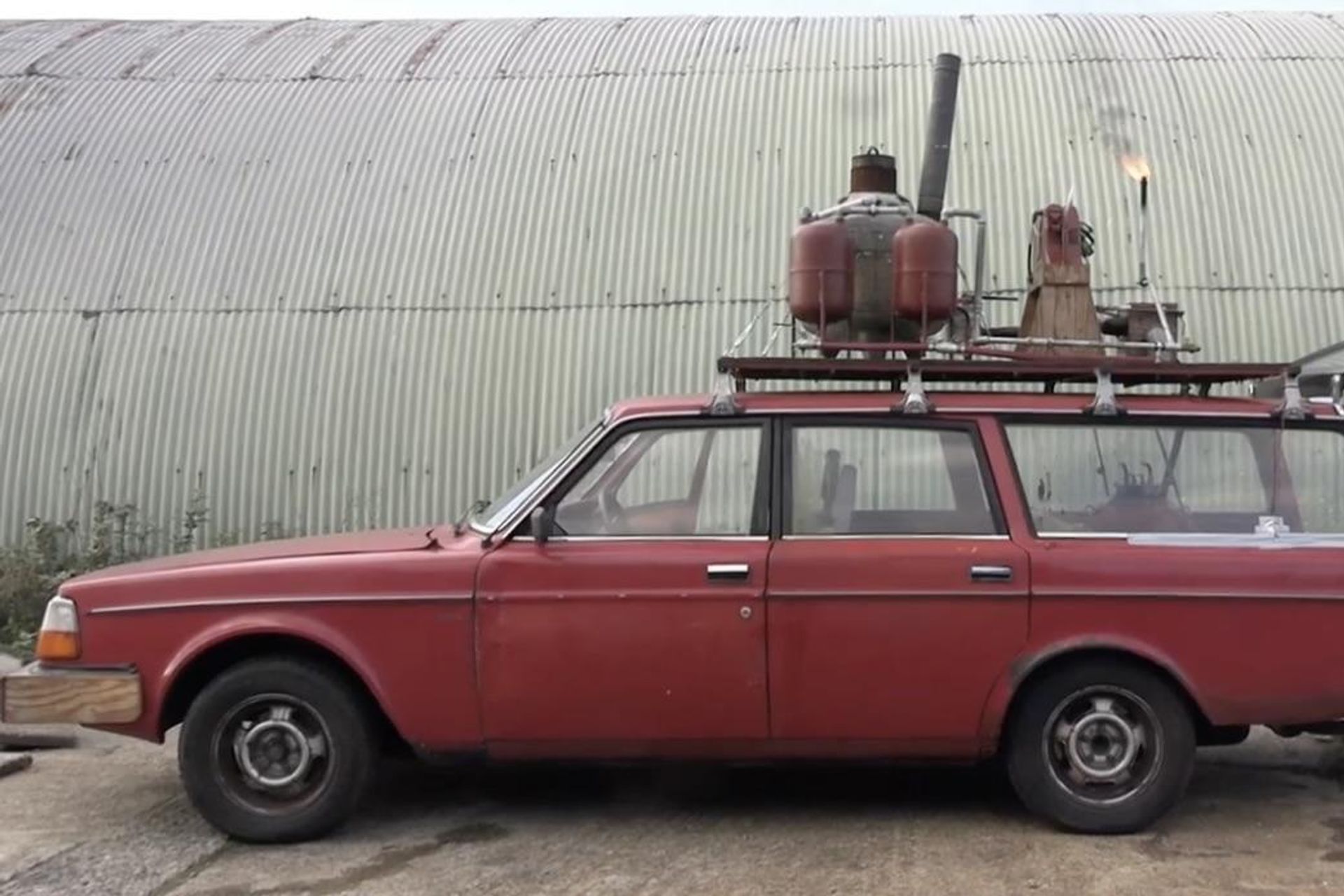 Here's how a Dutch designer made an old Volvo run on plastic | CarExpert