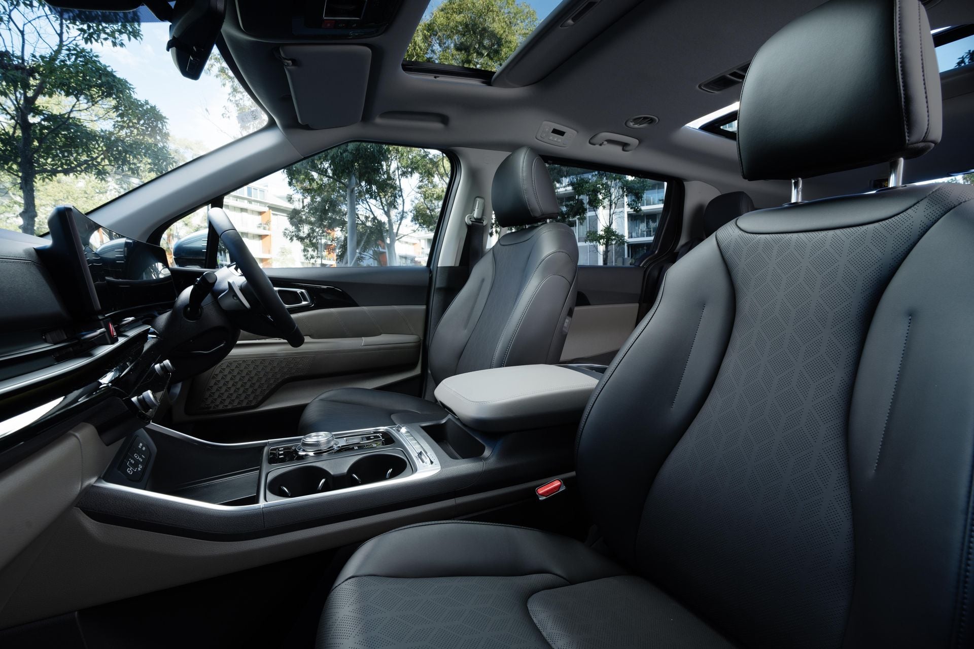 2025 Kia Carnival review | CarExpert