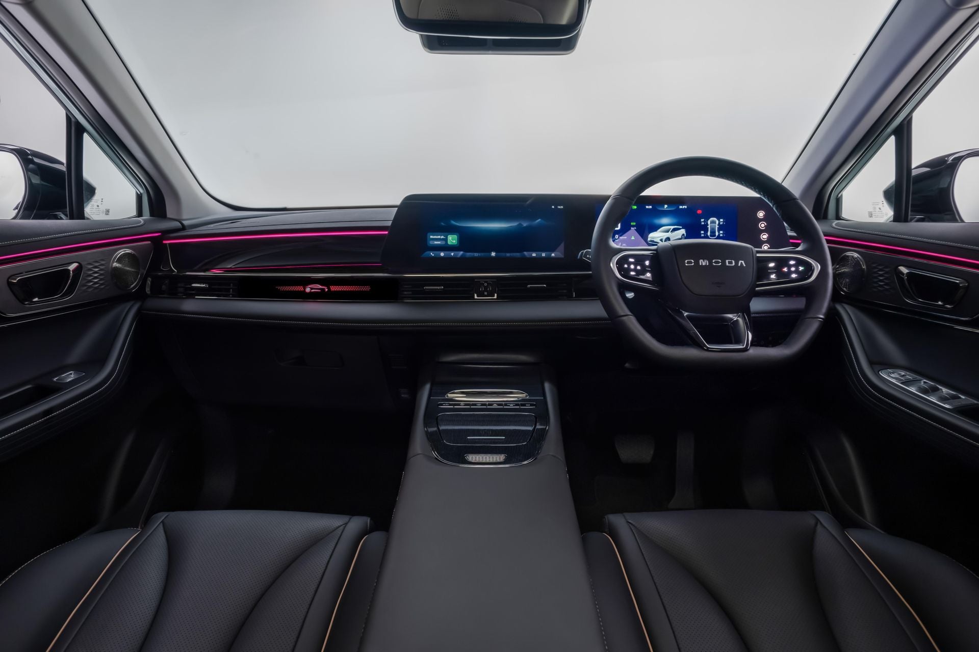 2025 BYD Atto 3 vs Chery Omoda E5 comparison | CarExpert