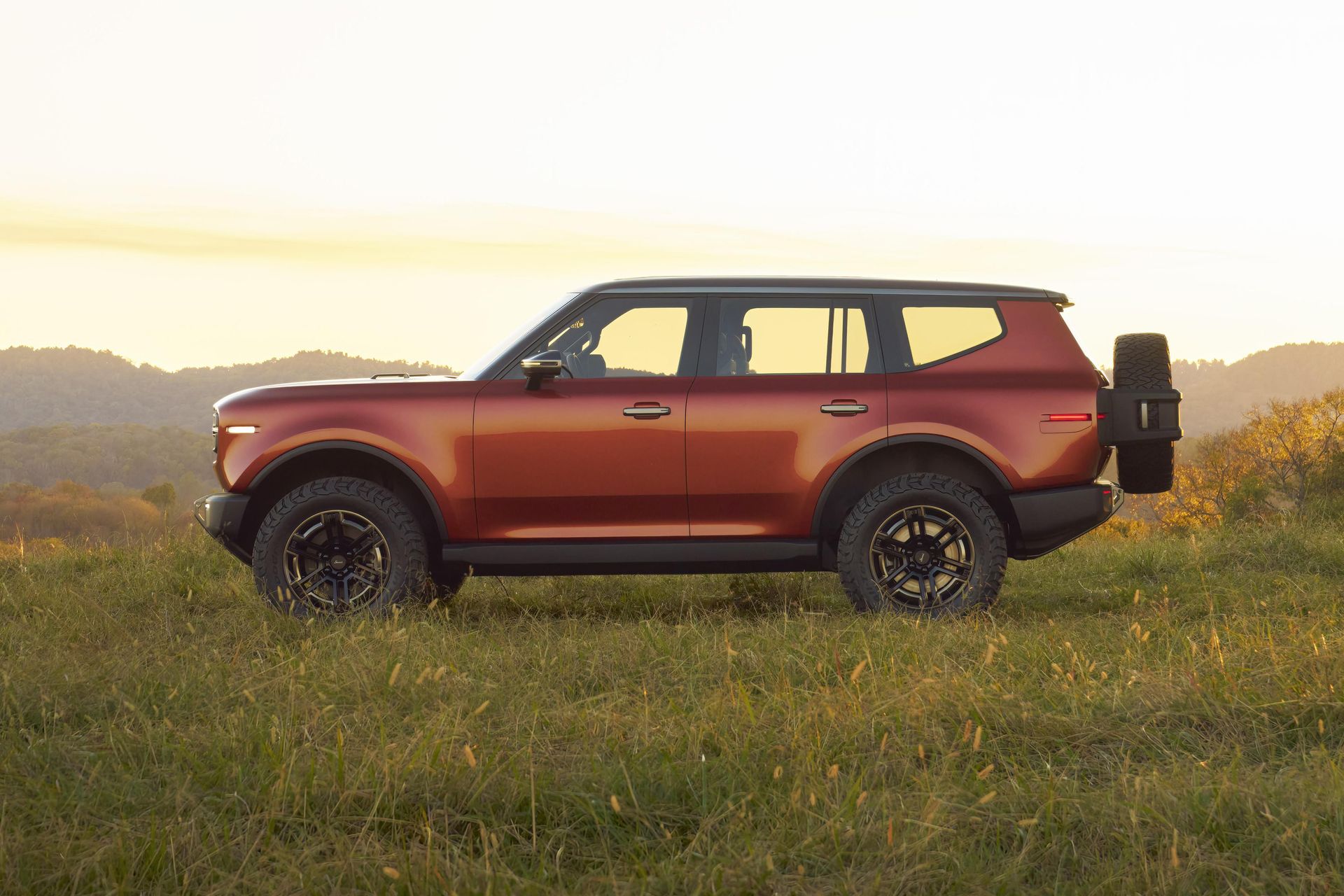 Audi to produce off-road SUV to rival Land Rover Defender – report ...