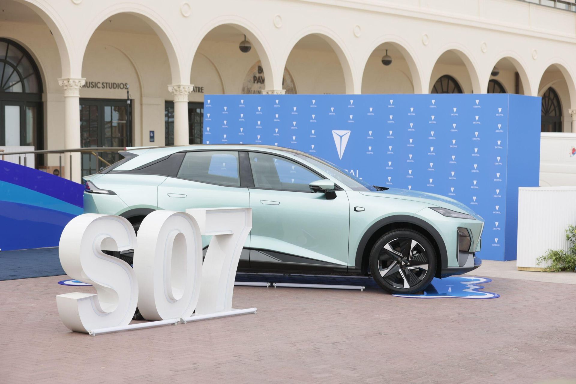 2025 Deepal S07: Model Y rival detailed for Australia | CarExpert