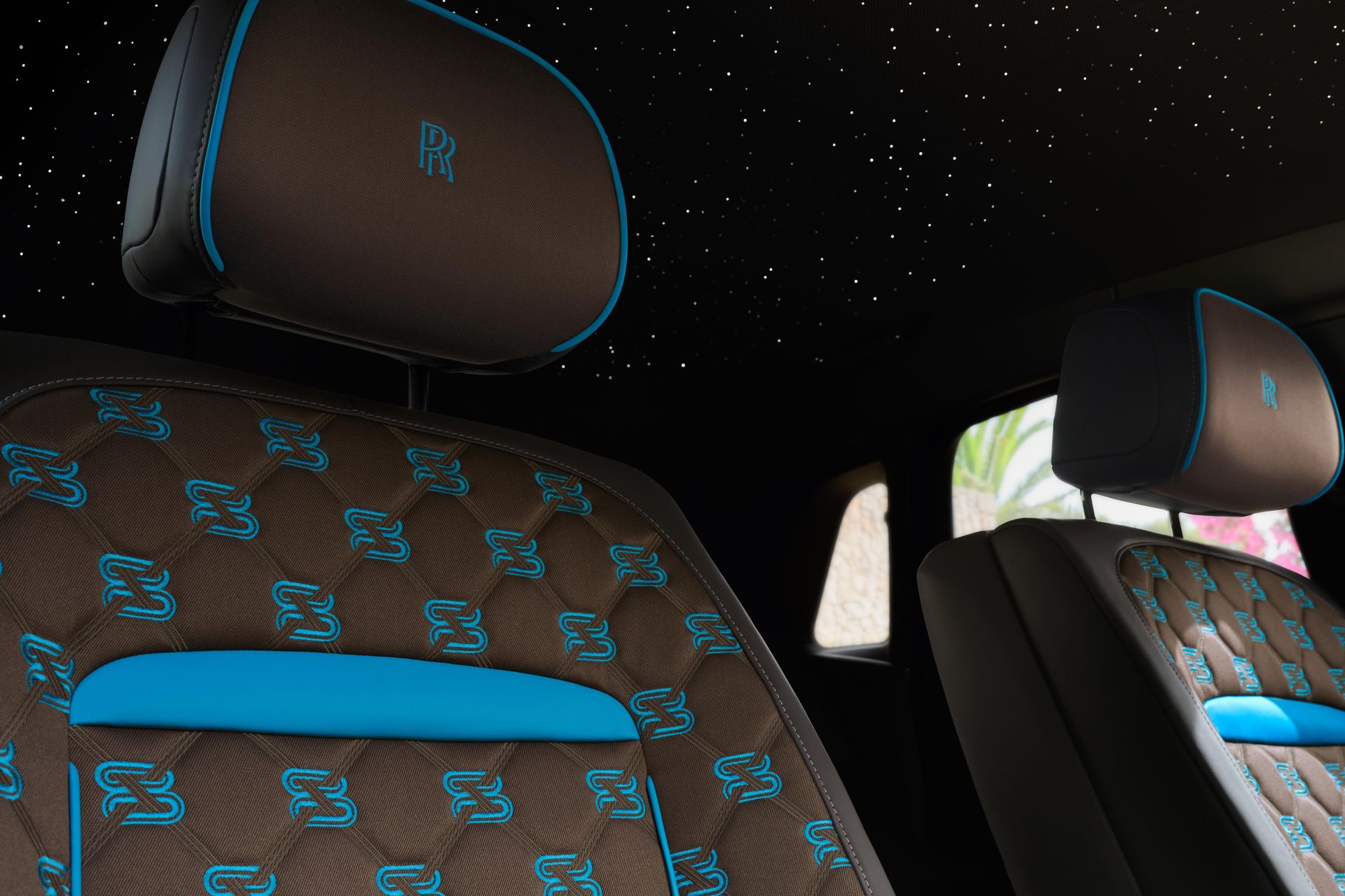 2025 Rolls-Royce Series II revealed as brand's most driver-focused ...