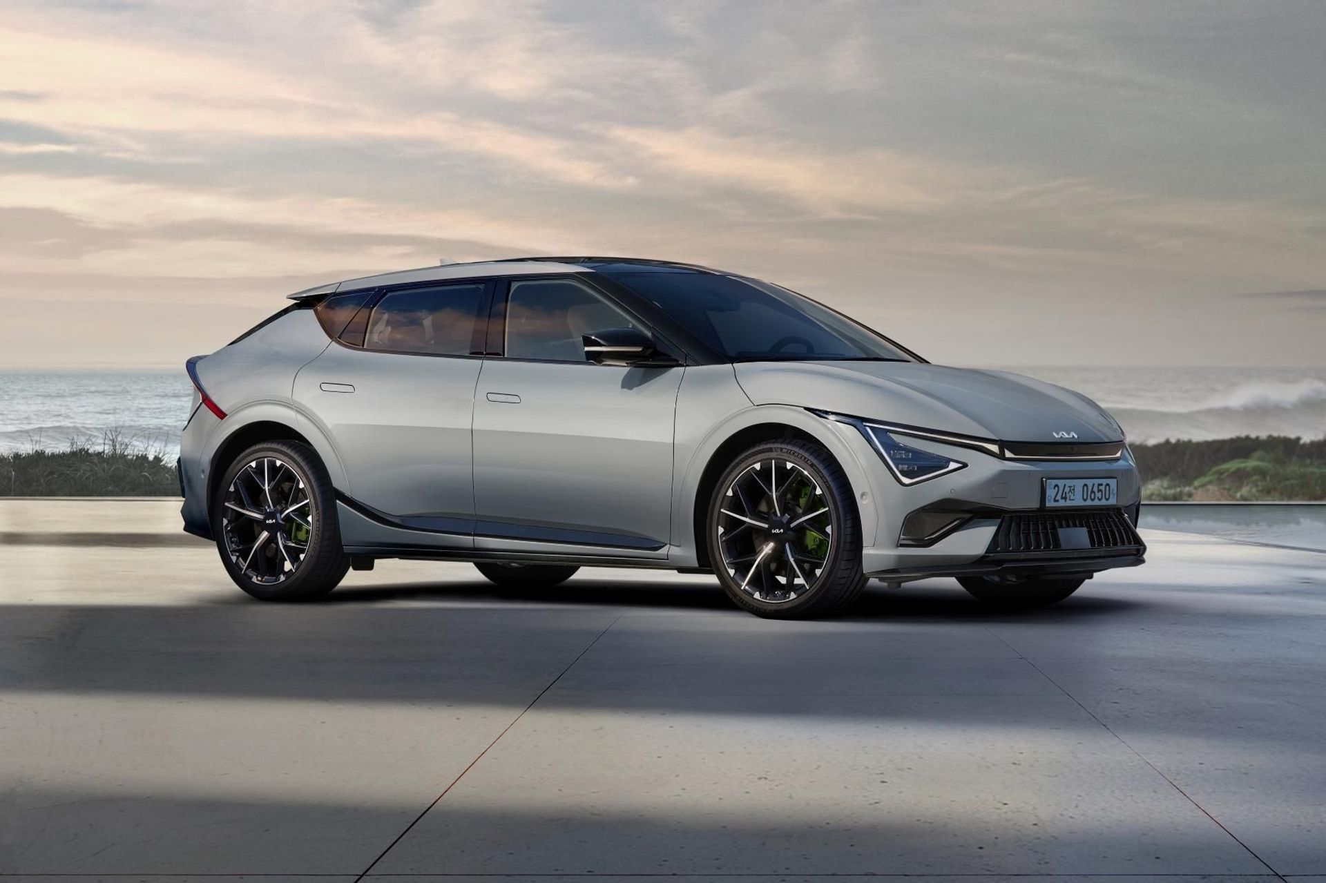 2025 Kia EV6 GT gets Hyundai Ioniq 5 N power, fake gear shifts - UPDATE ...