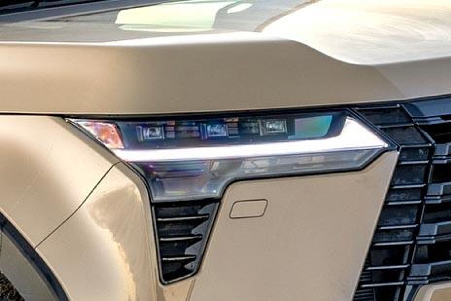 2025 Toyota Prado vs Lexus GX comparison: Spec battle | CarExpert