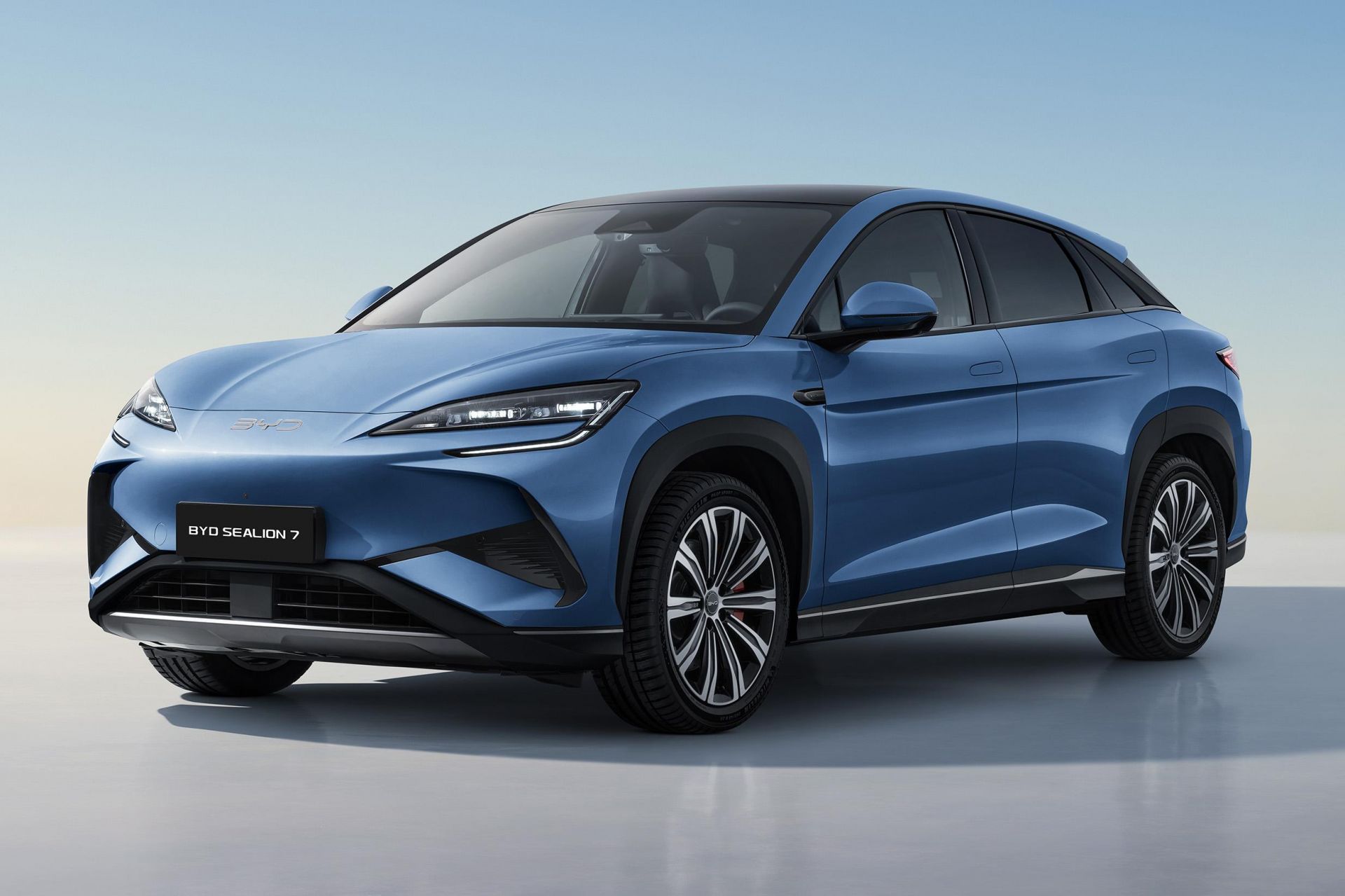 2025 BYD Sealion 7 price and specs | CarExpert