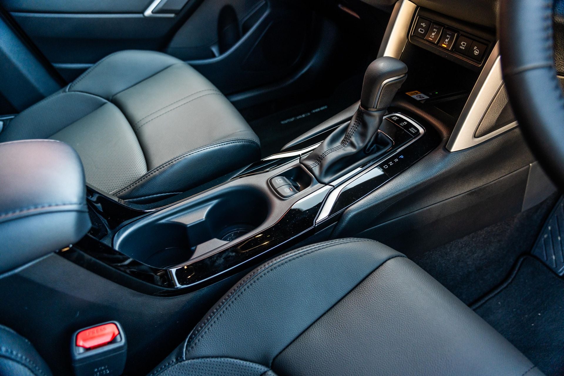 2025 Toyota Corolla Cross Atmos Hybrid AWD review | CarExpert