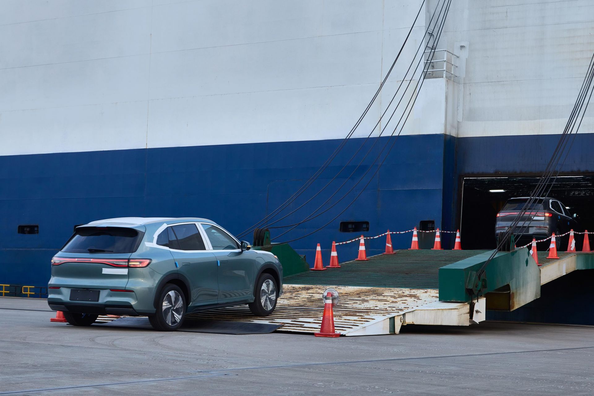 The end of cheap Chinese cars? Government vows to end price wars ...