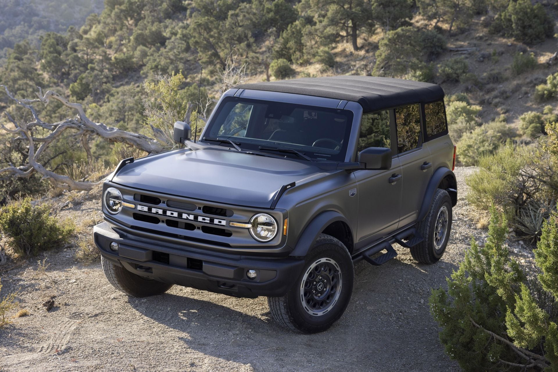 Another Ford Bronco coming, this time a smaller plug-in hybrid SUV ...