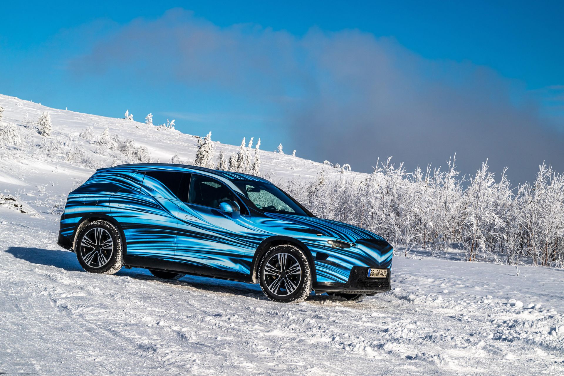 Mercedes-Benz GLC EV: New mid-size SUV gets modern twist on brand's ...