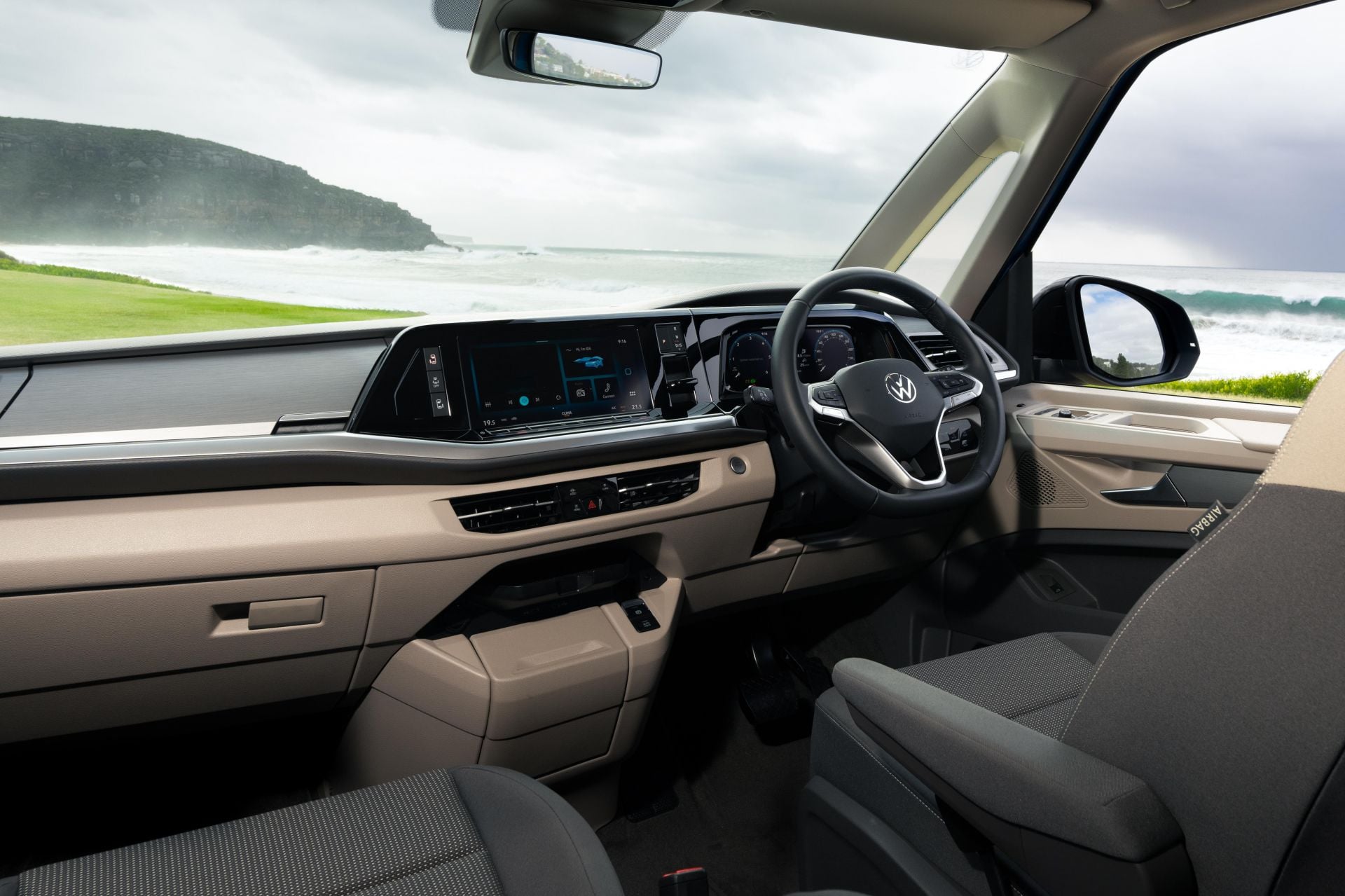 2025 Volkswagen Multivan review | CarExpert