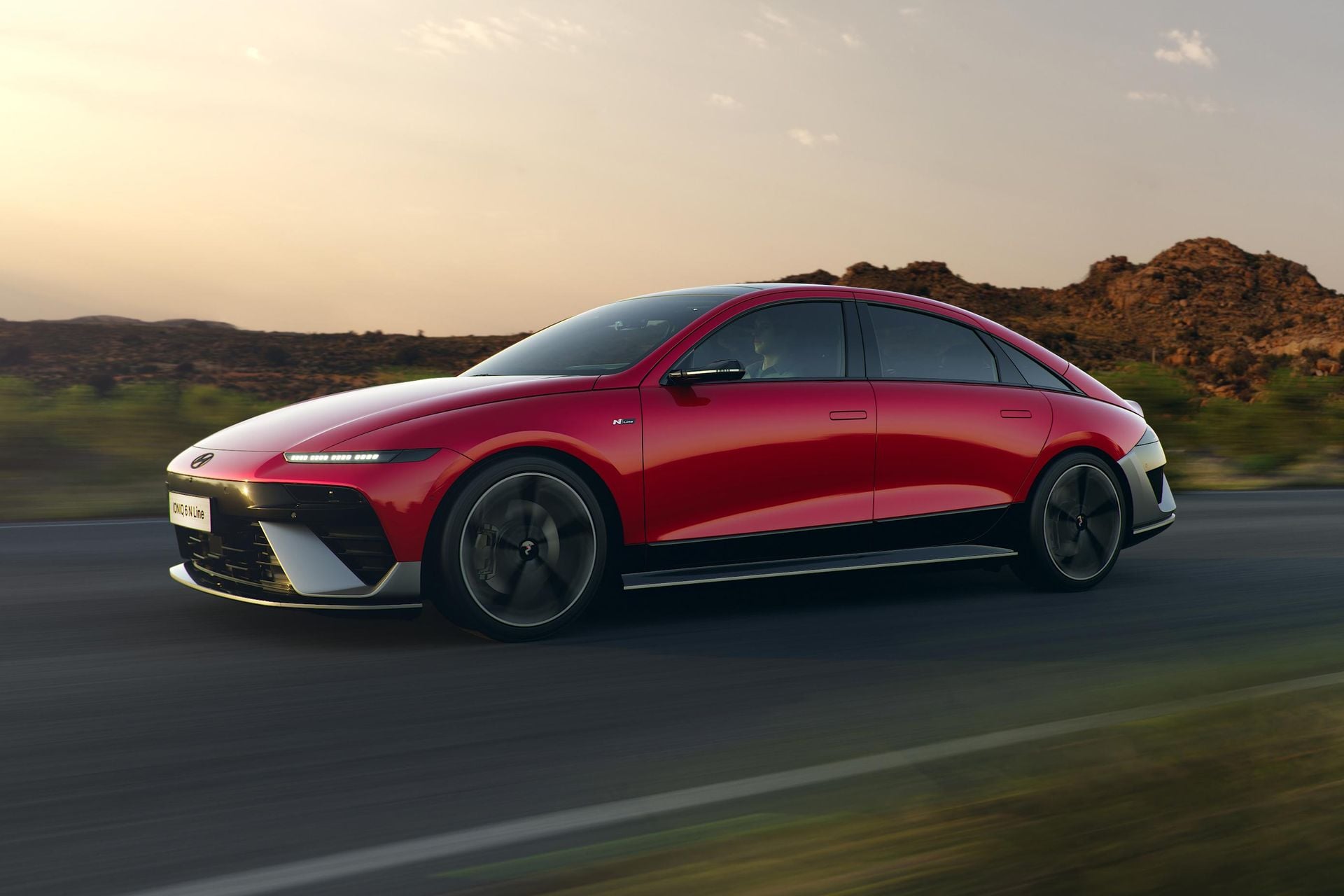 Interesting Hyundai That Looks Like A Mercedes Gallery