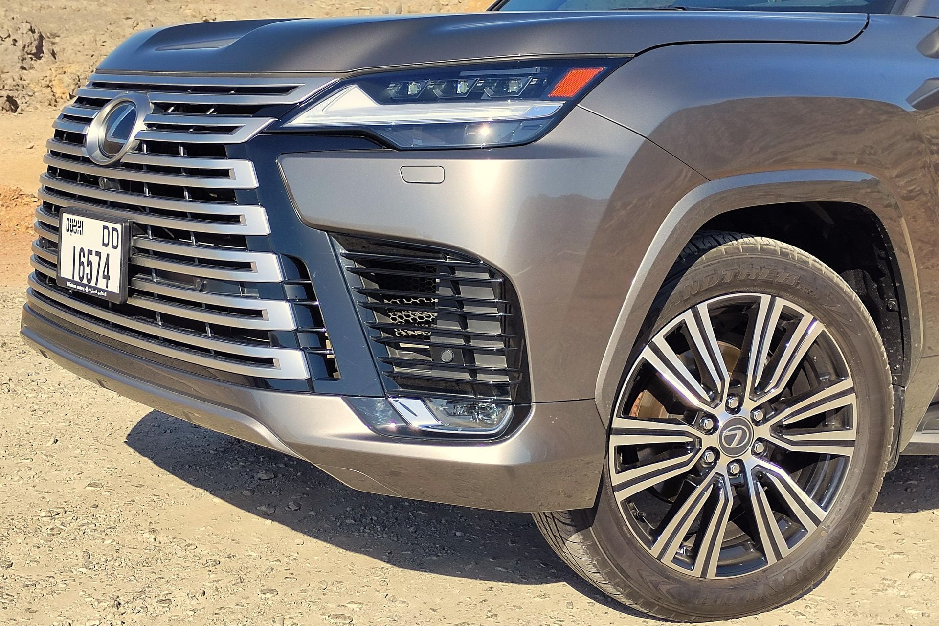 2025 Lexus LX700h review: Quick drive | CarExpert