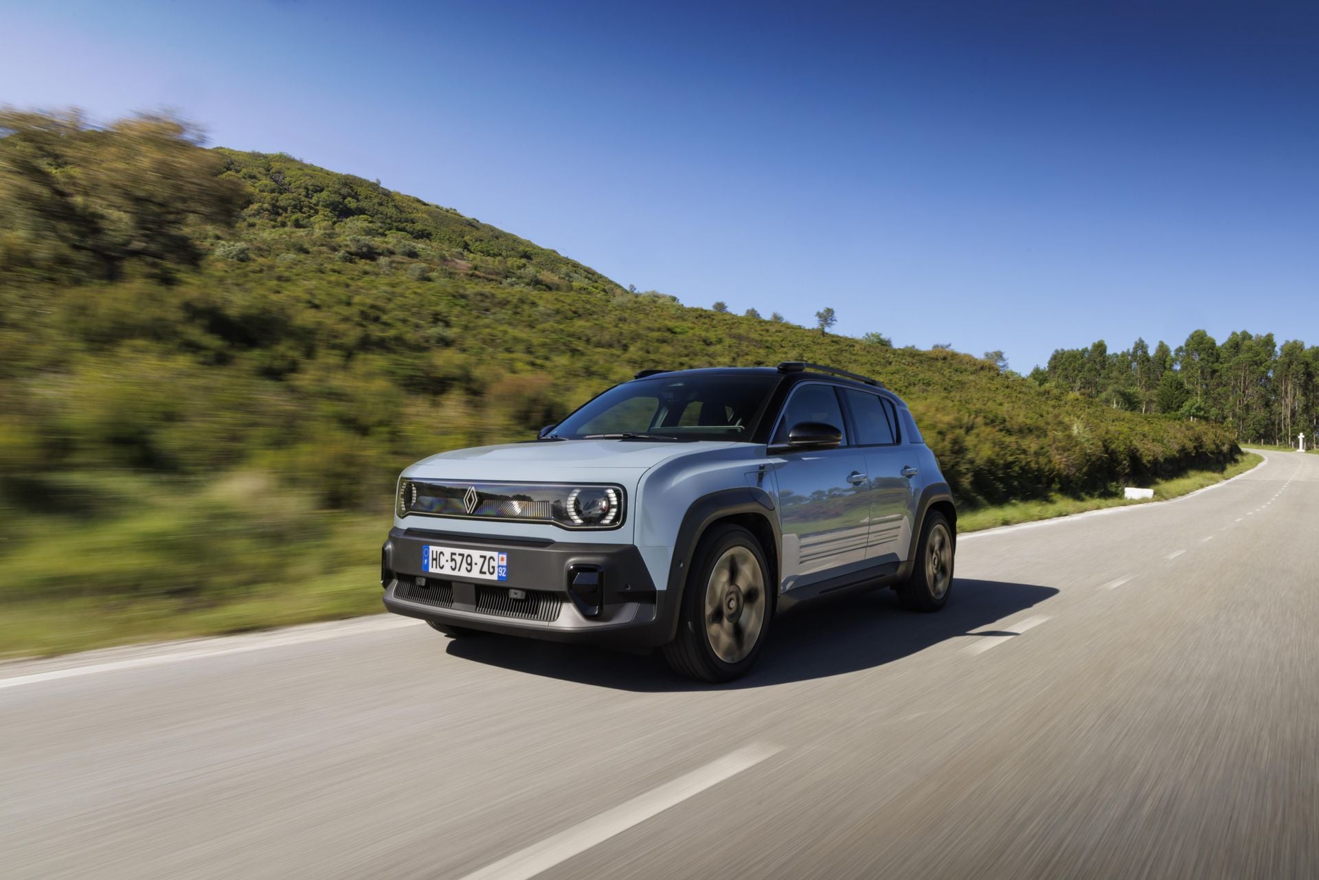 2025 Renault 4 E-Tech review: Quick drive | CarExpert