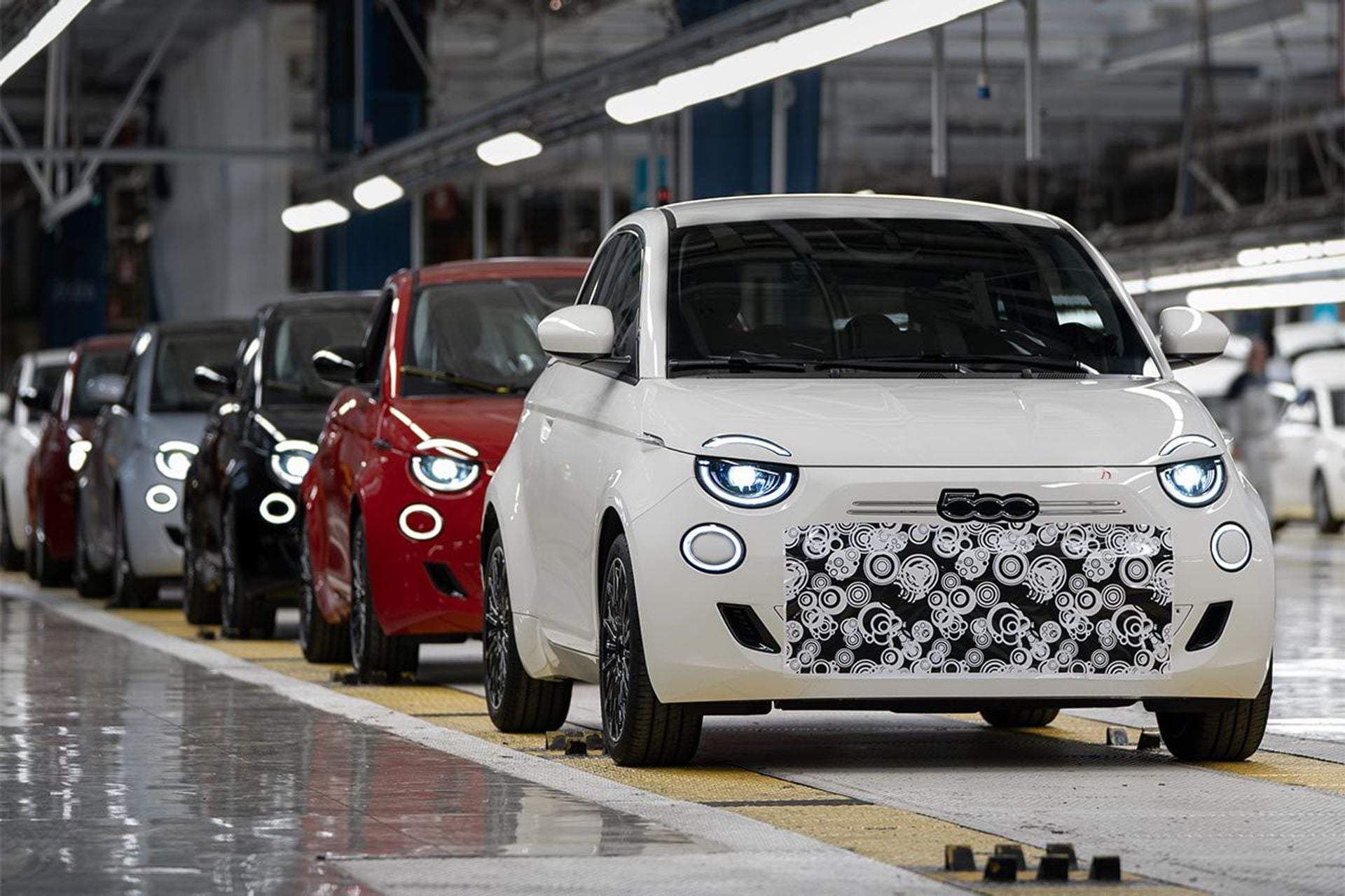 2026 Fiat 500 Hybrid revealed for city car fans who don't want EVs or ...