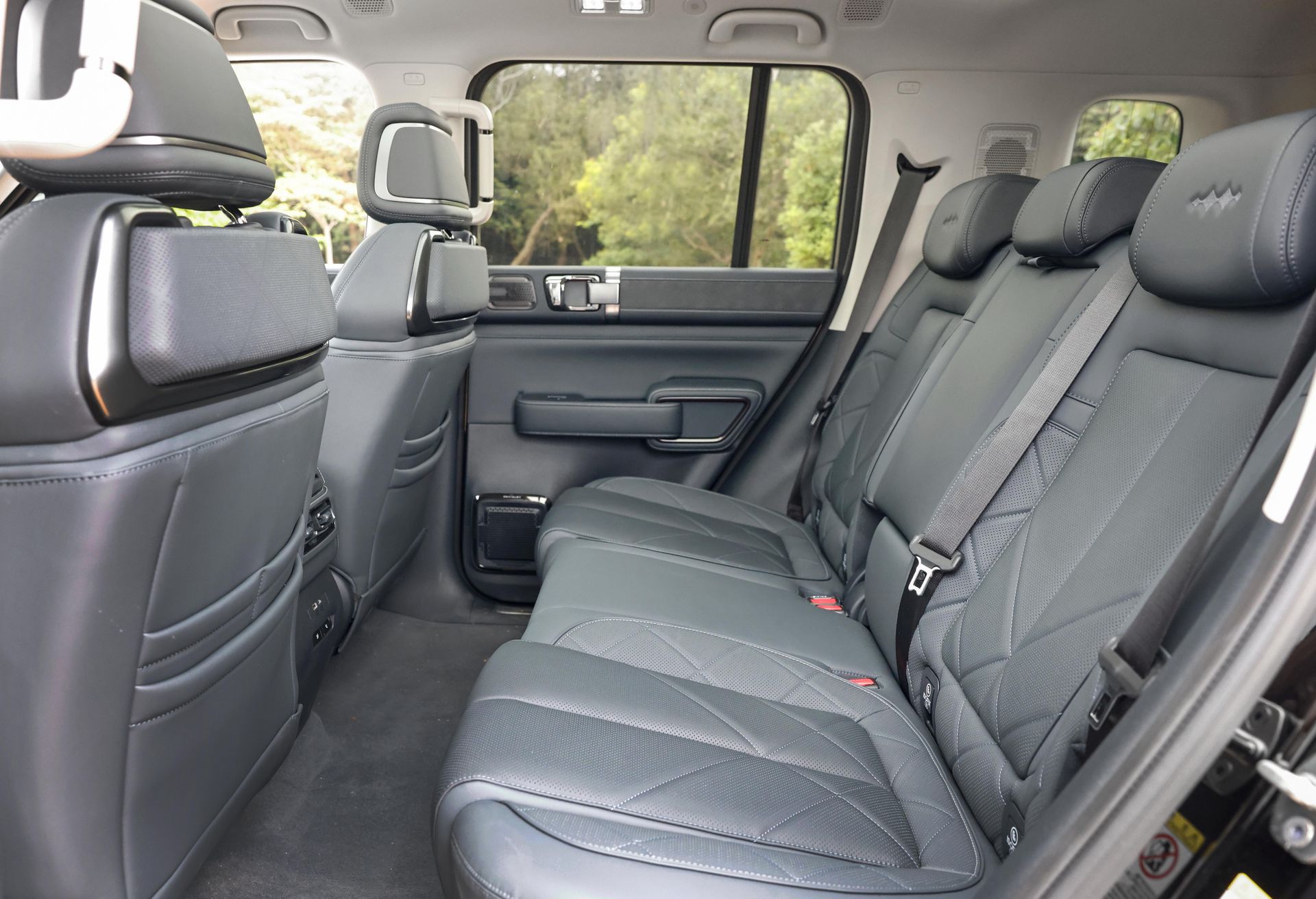 2025 BYD Denza B5 review: Quick drive | CarExpert