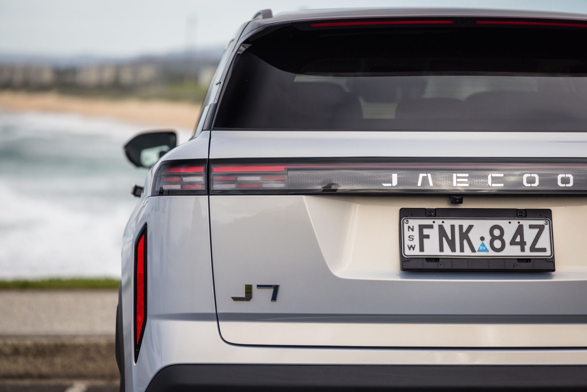 Jaecoo J7 SHS: A new hybrid SUV with urban style and long-distance ...