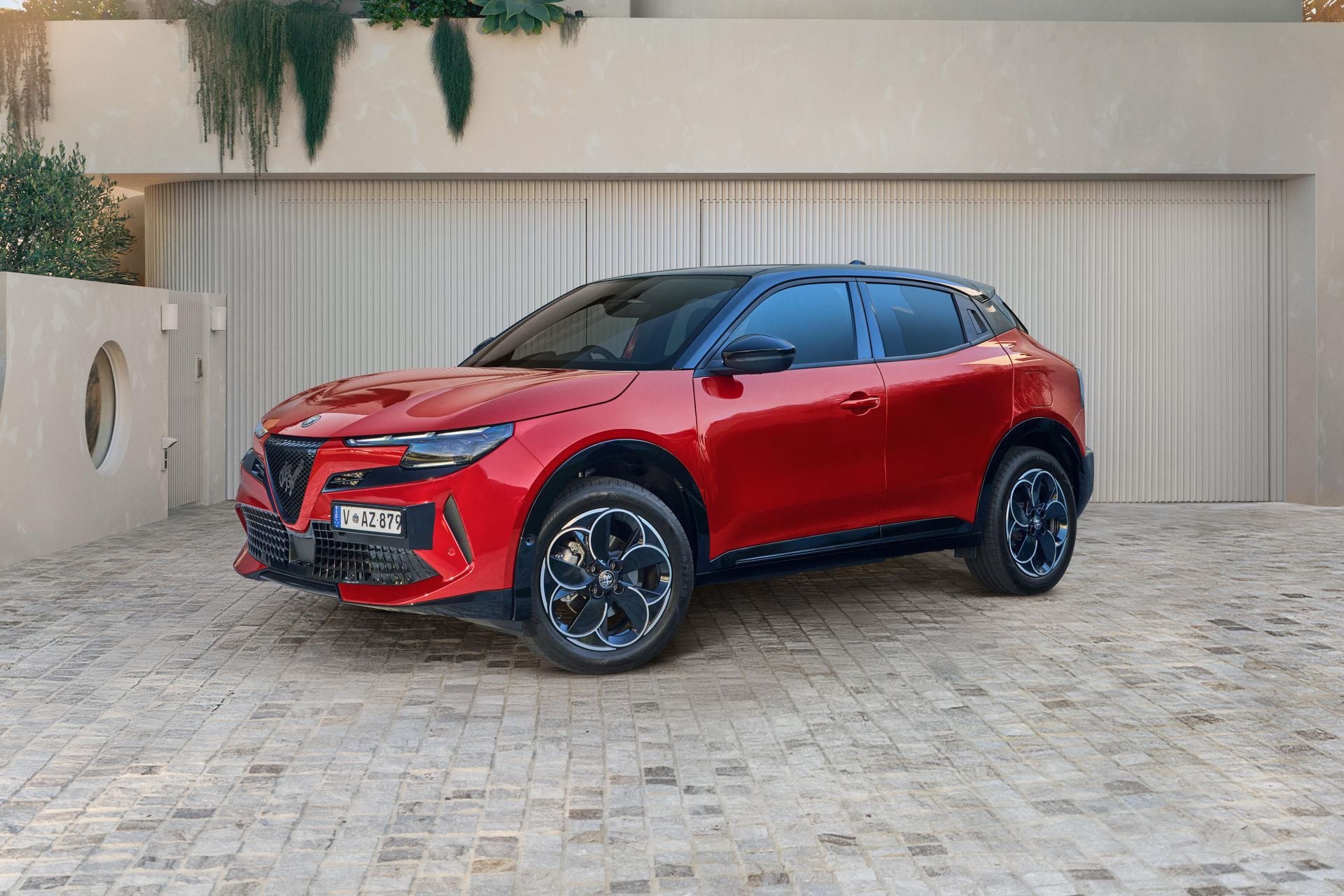 2025 Alfa Romeo Junior price and specs: New EV, mild-hybrid small SUV ...