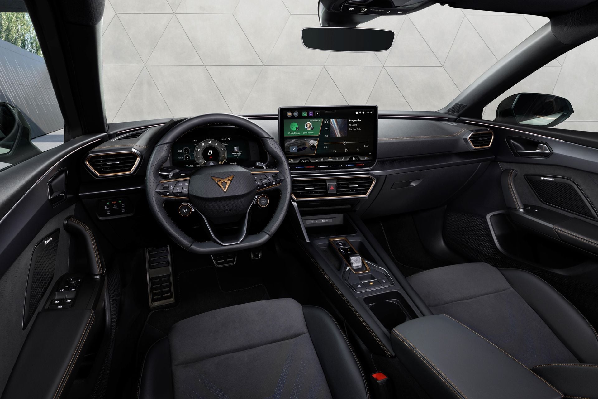 Cupra Leon deal: Run-out warm hatch now cheaper than a base Corolla ...