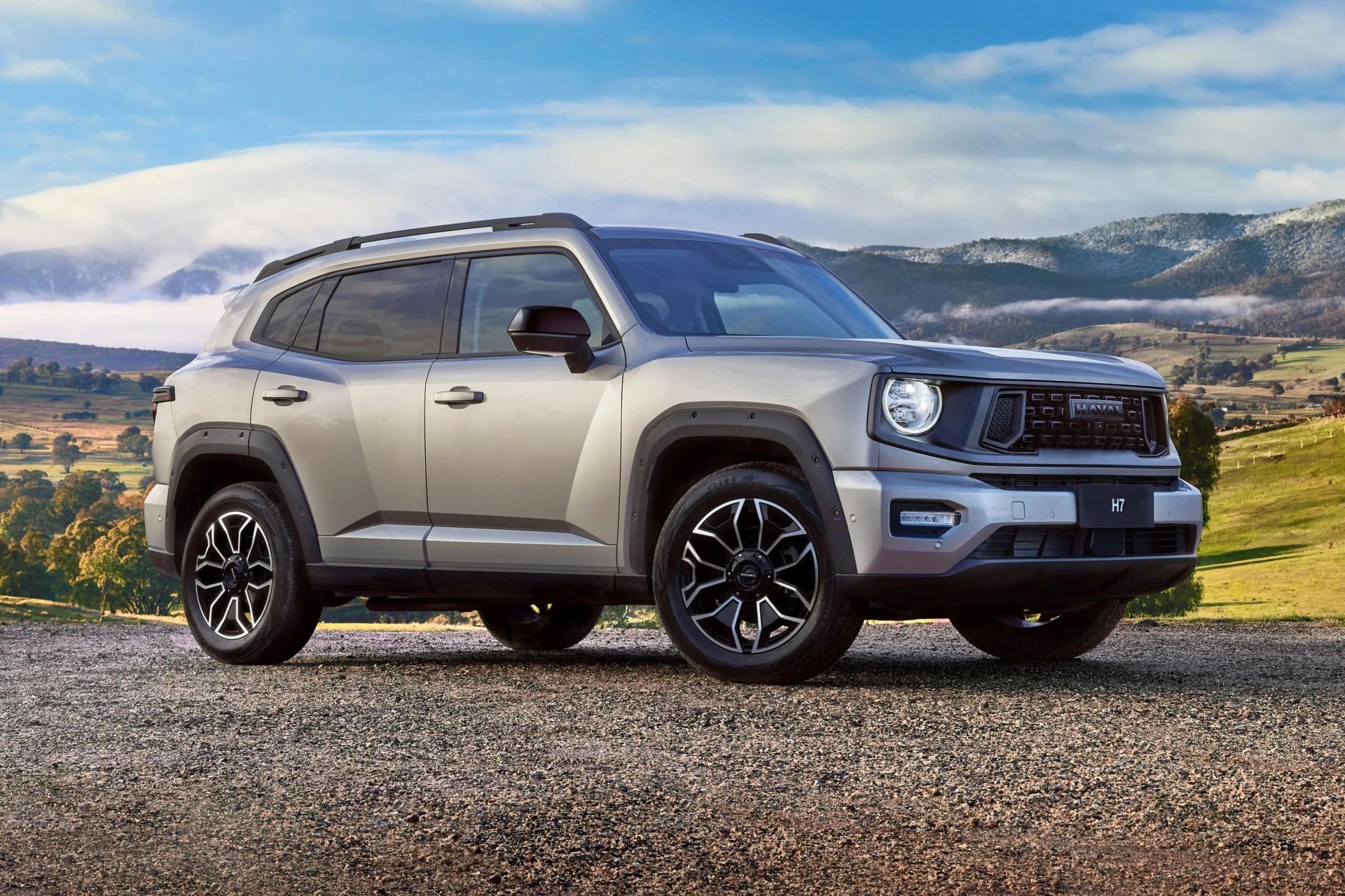 2025 GWM Haval H7 price and specs | CarExpert