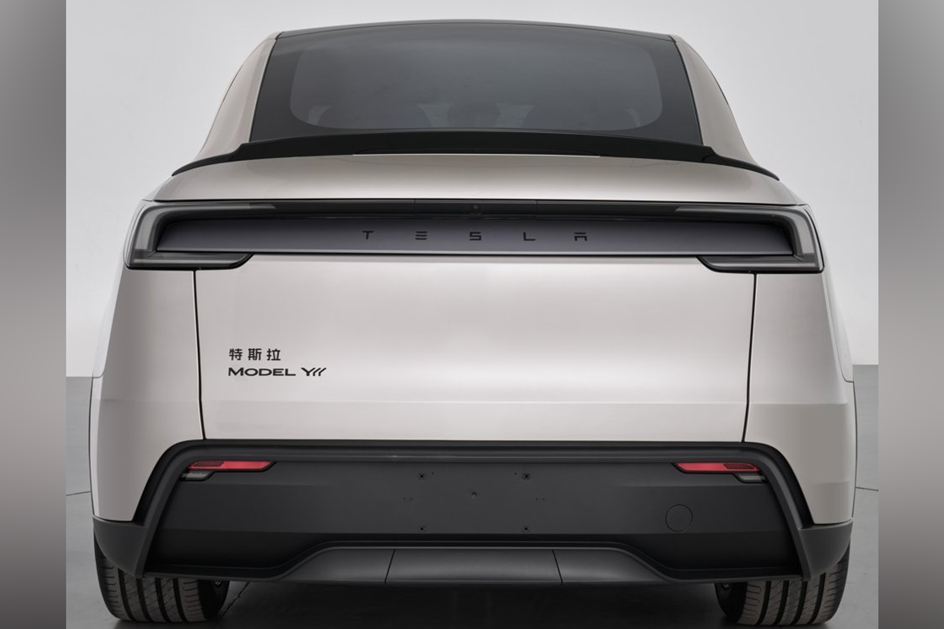 2026 Tesla Model YL teased as long-wheelbase, six-seat Model Y | CarExpert