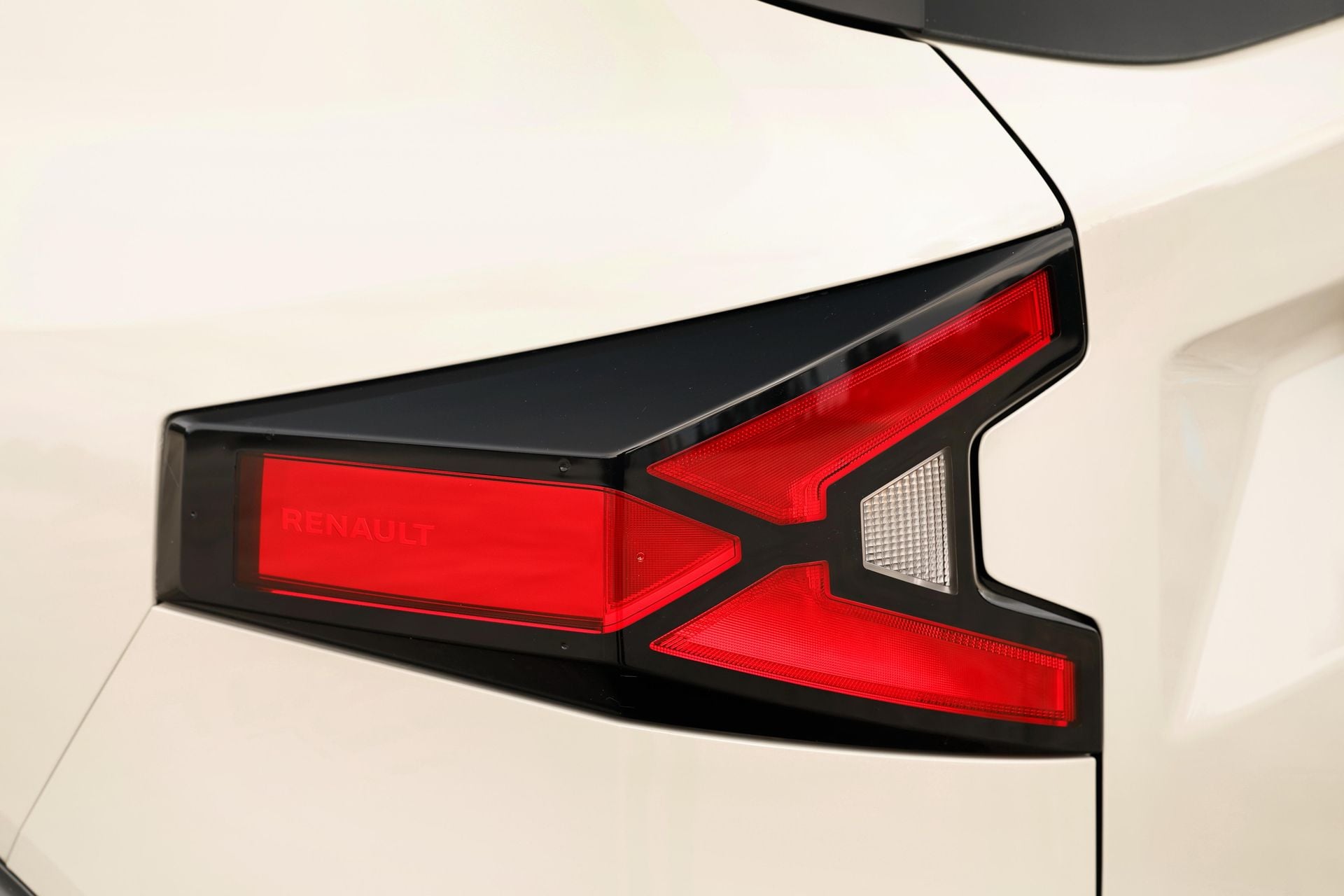 2025 Renault Duster review | CarExpert