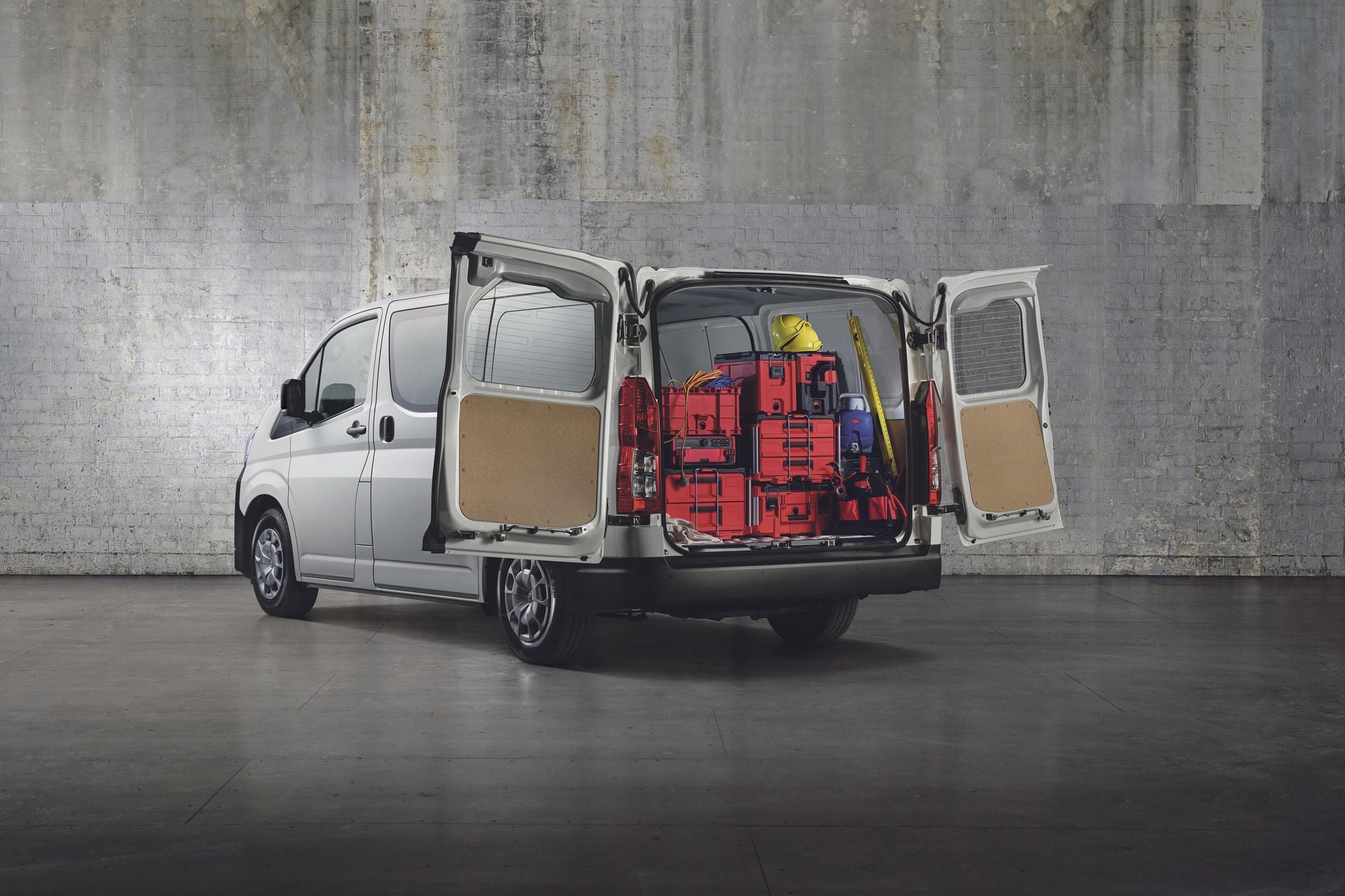 2025 Toyota HiAce price and specs: Tech upgrade, price hikes for top ...