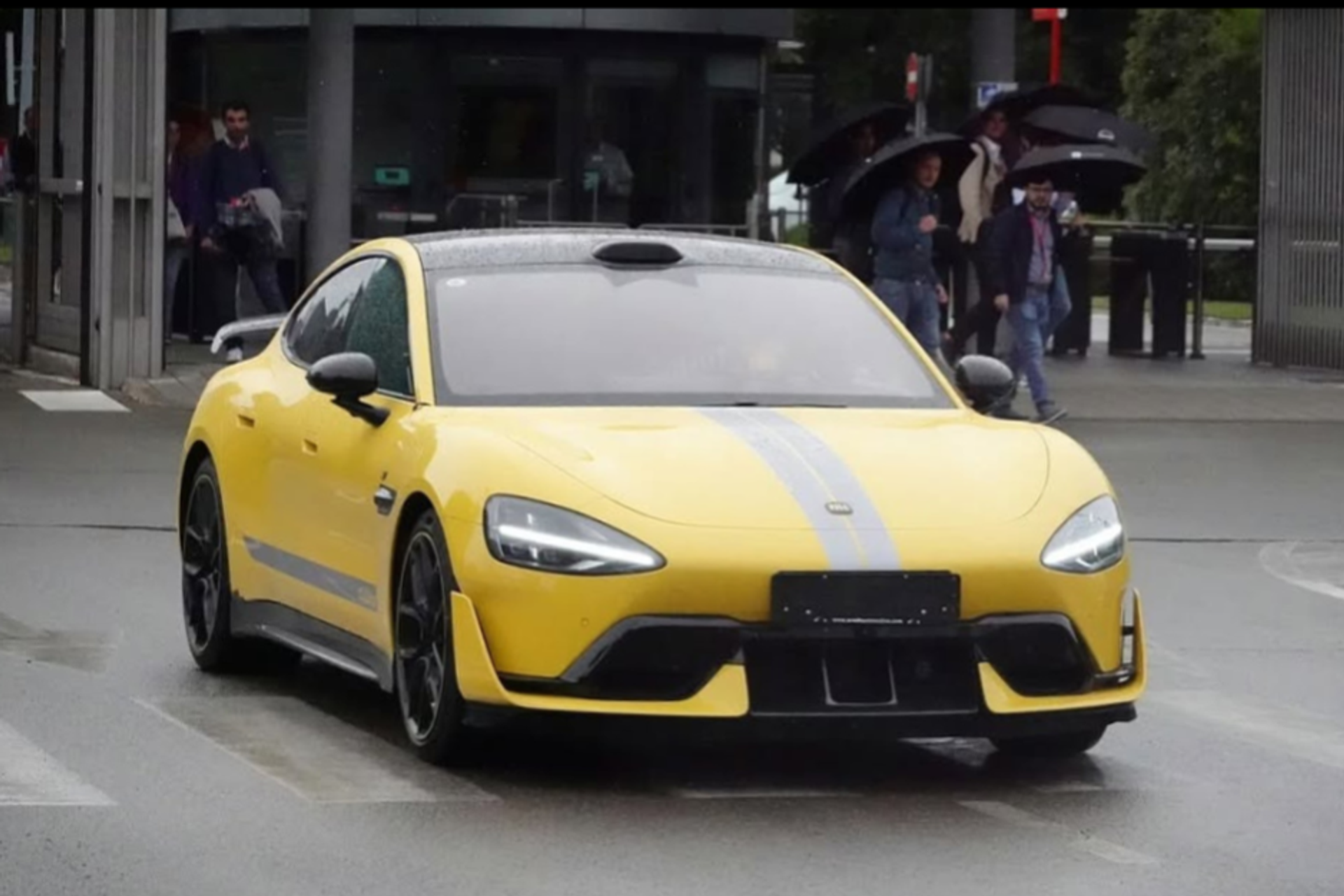 Ferrari’s first EV may be benchmarked against a Chinese electric super ...