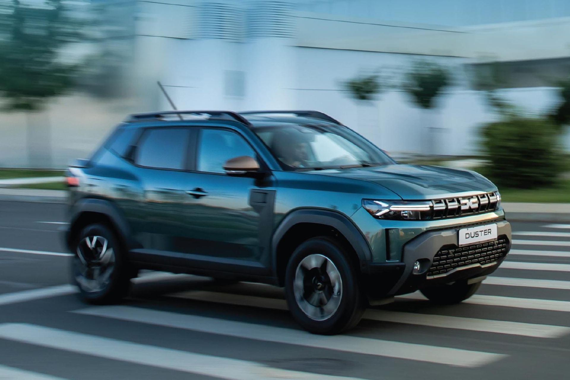 Renault Duster ute revealed with a tiny tray | CarExpert