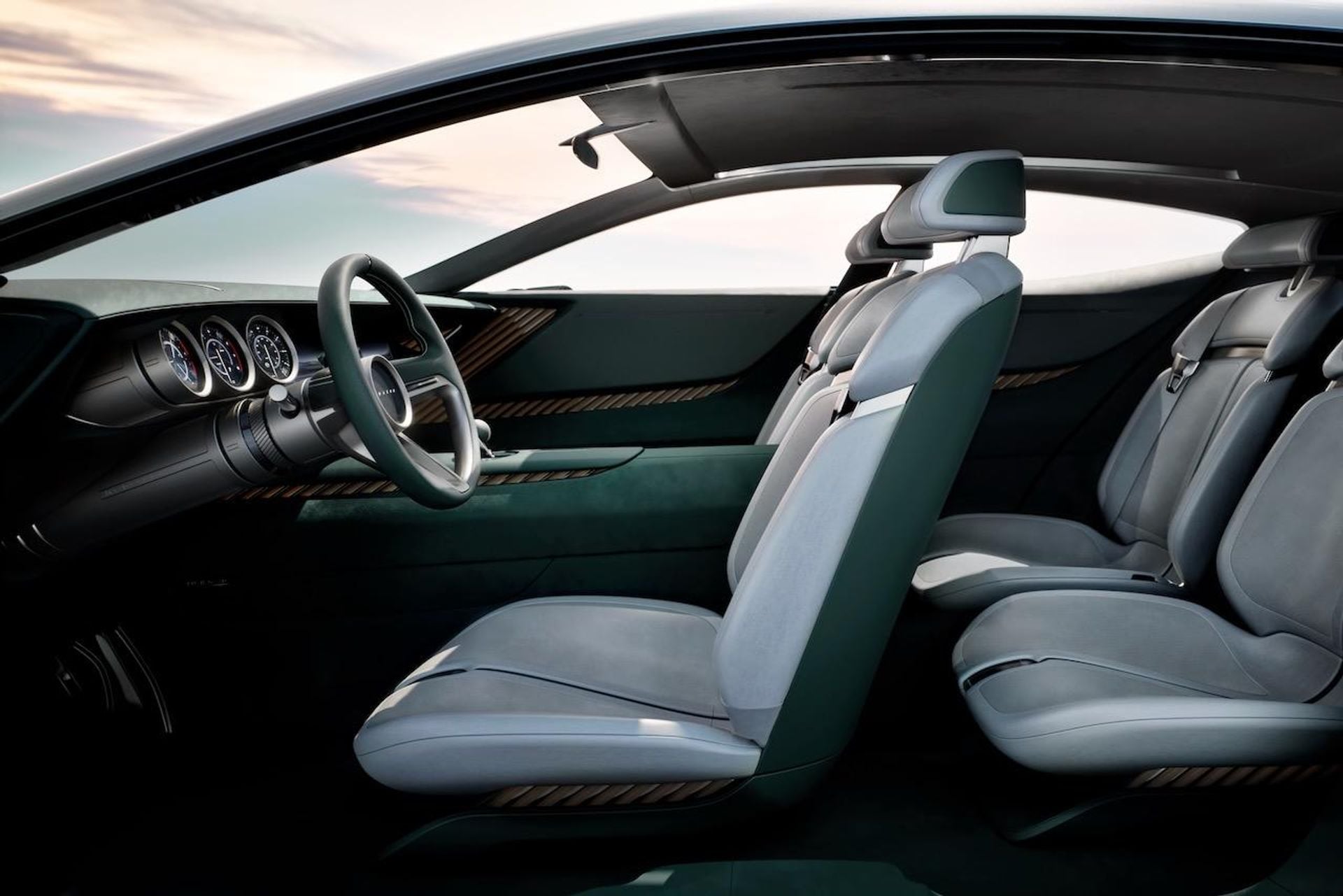 Mazda keeps the rotary alive: Twin-rotor hybrid concept signals future ...