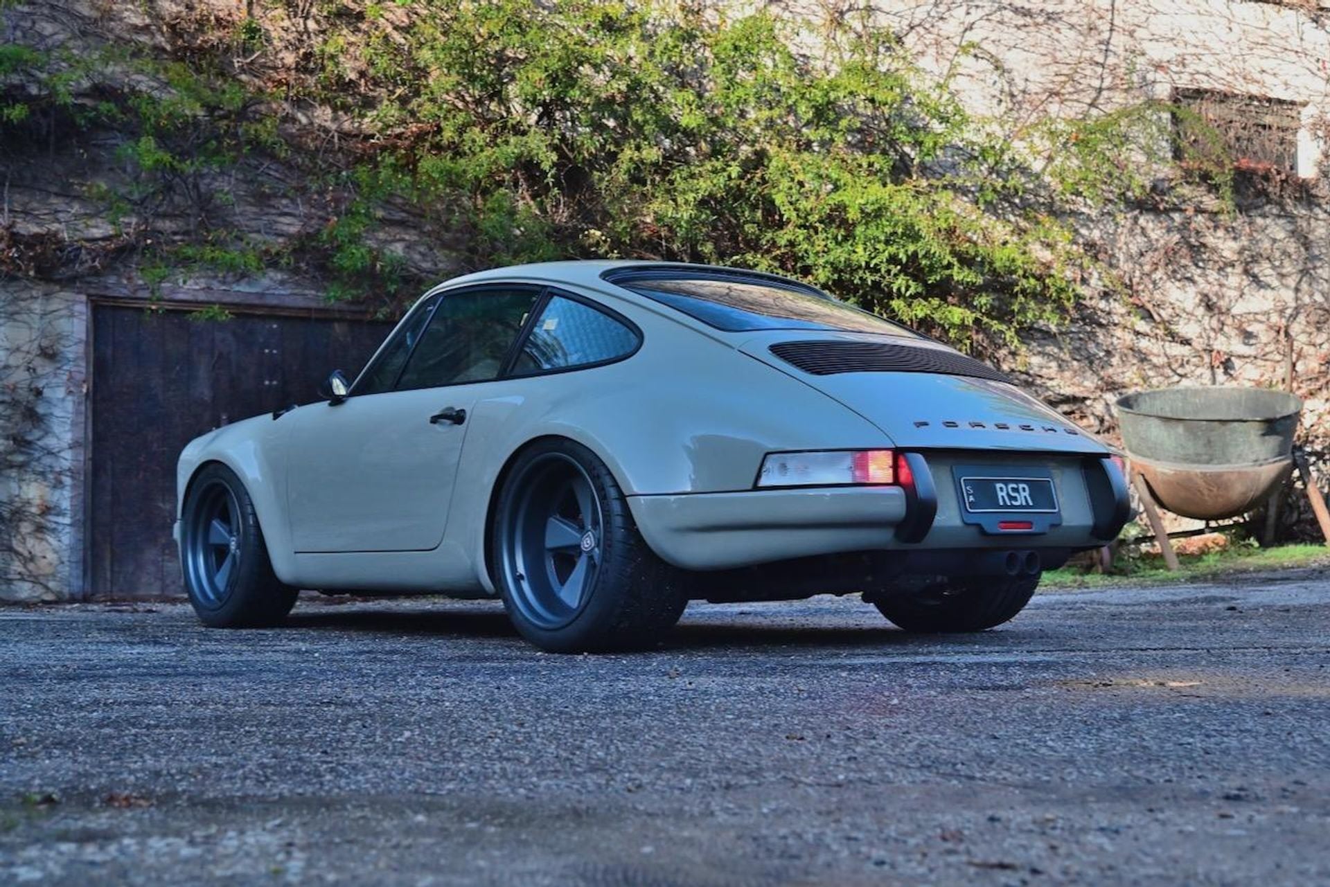 Wiedergeboren: Porsche 911 restomod launches in Australia | CarExpert
