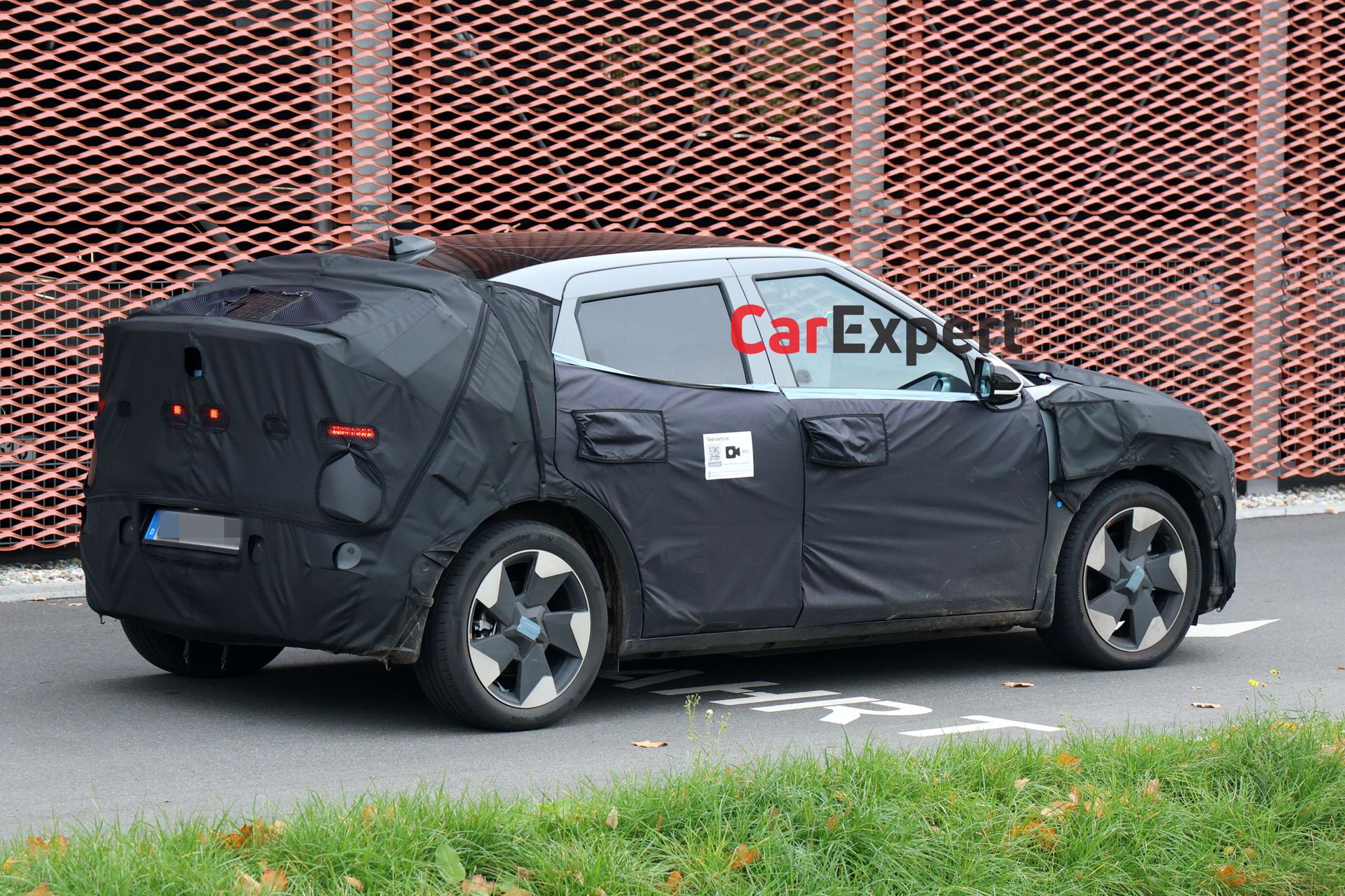 Hyundai i30’s electric replacement spied inside and out with concept ...