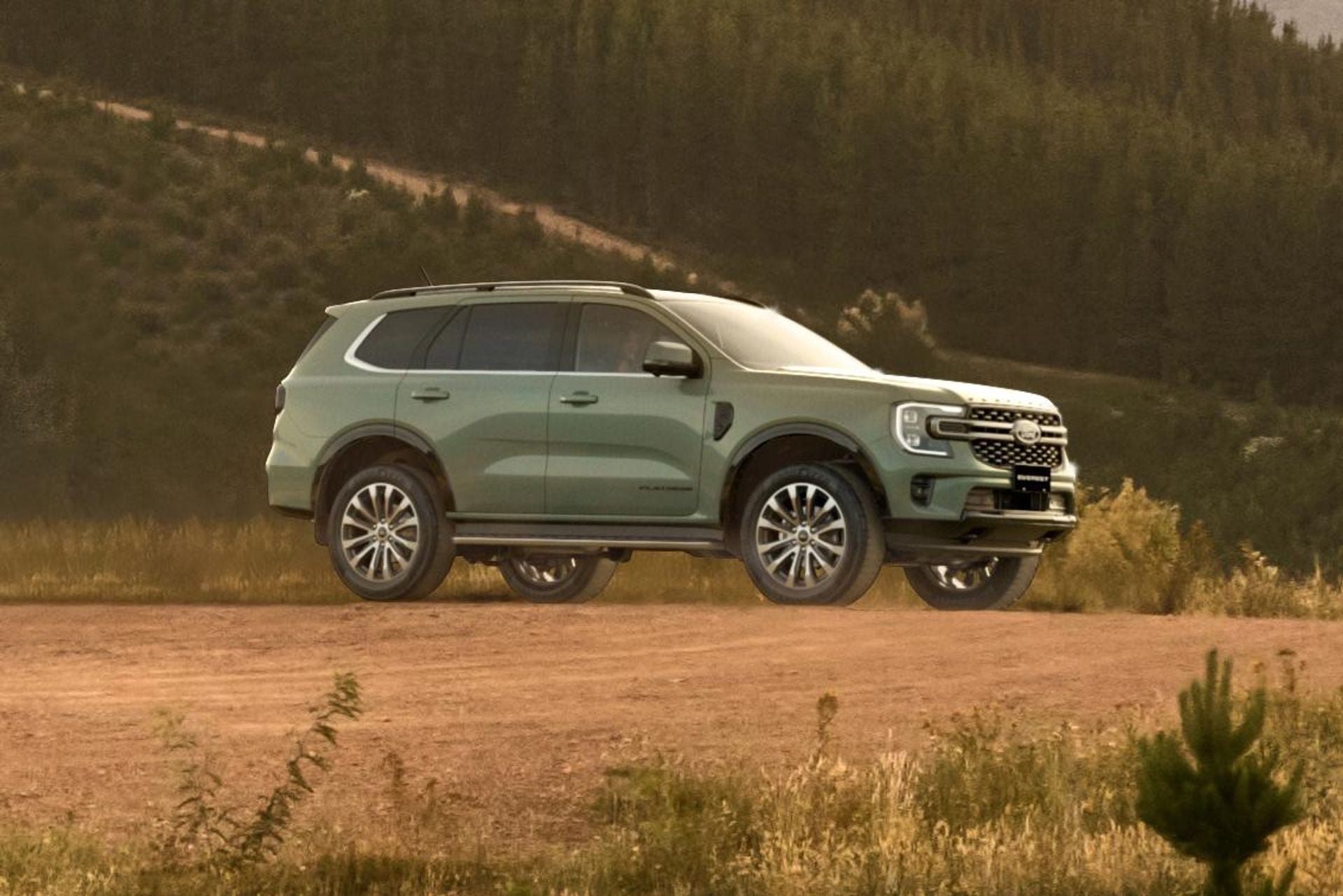 2026 Ford Everest gets new base engine, model grade | CarExpert