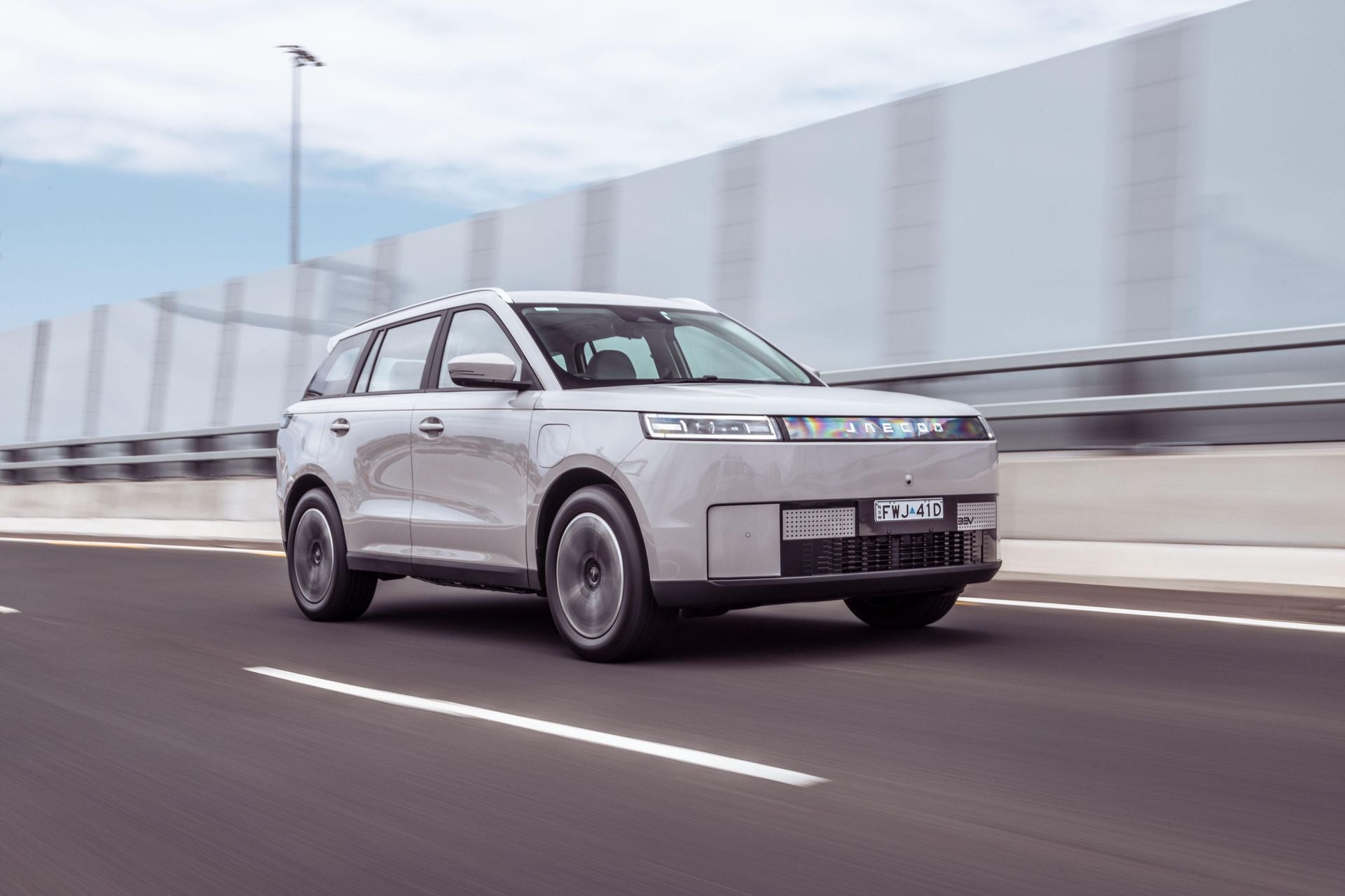 2026 Jaecoo J5 EV price and specs: Small SUV undercuts rivals by ...