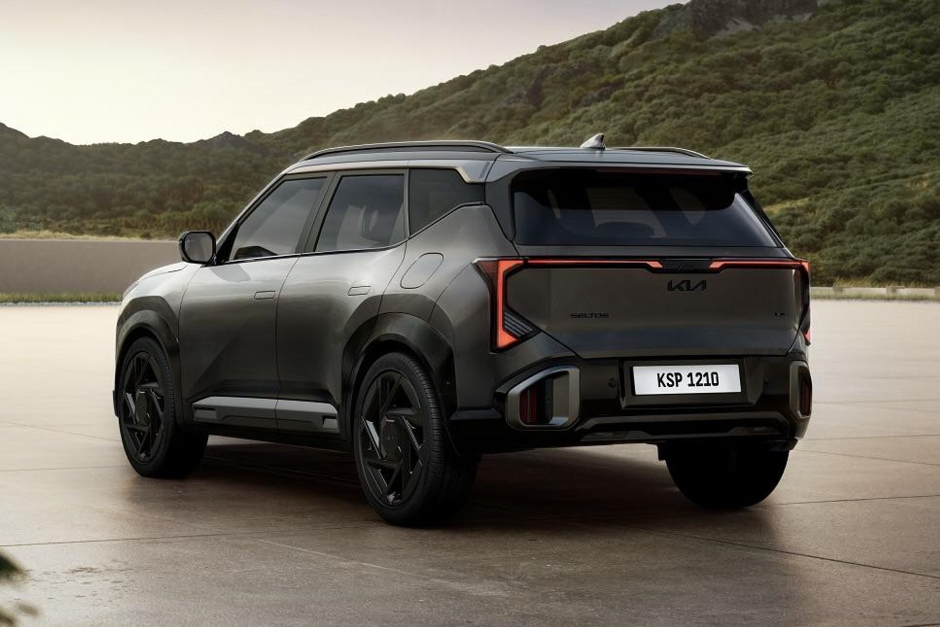 2027 Kia Seltos: Next-gen SUV revealed with bigger body, new tech ...